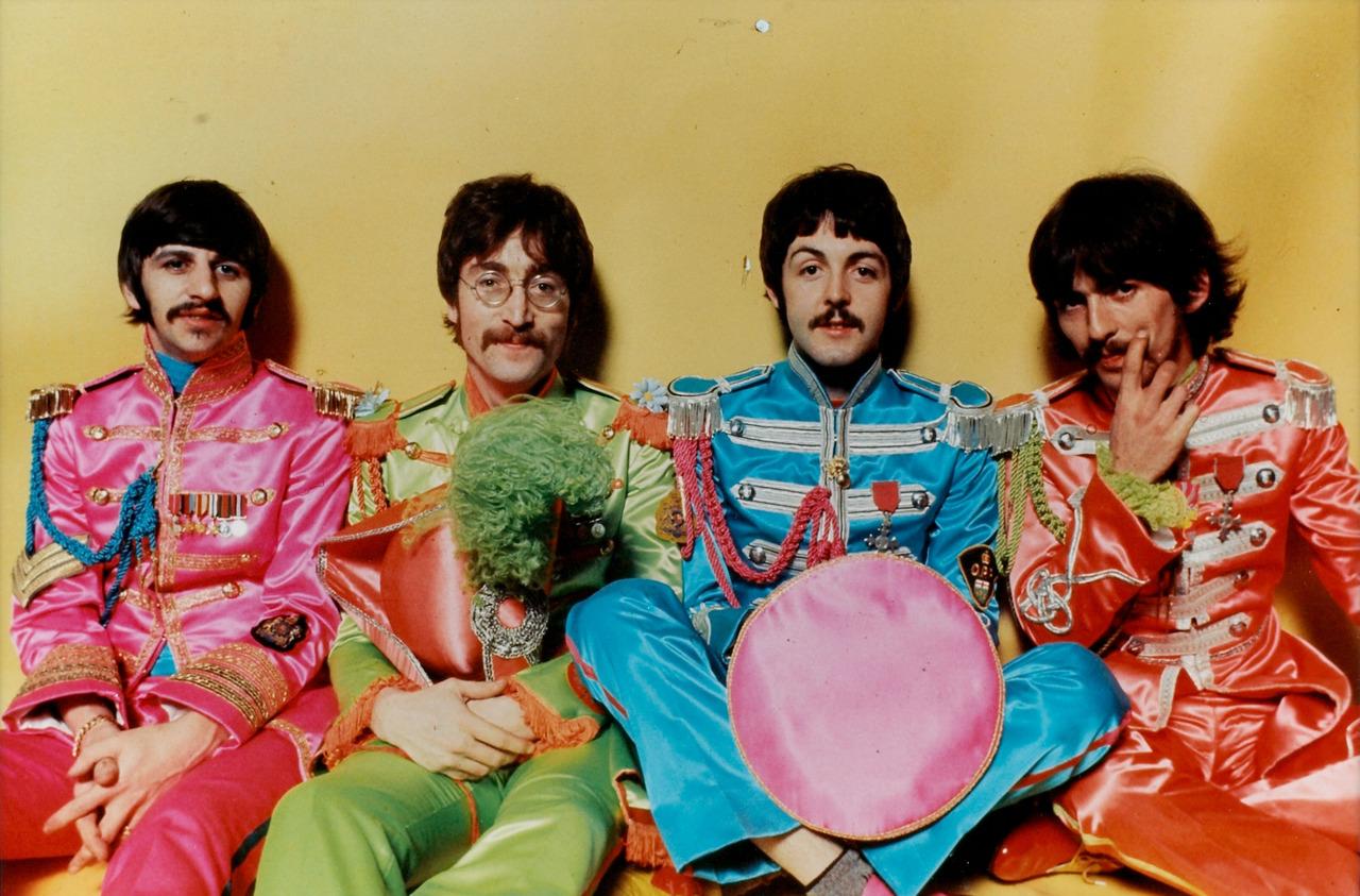 Sgt. Pepper's Lonely Hearts Club Band Wallpapers - Top Free Sgt. Pepper ...