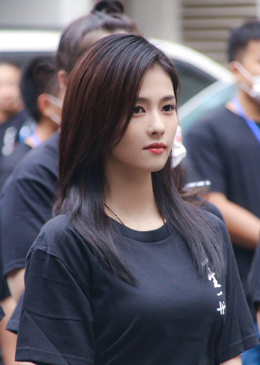 Bai Lu Wallpapers - Top Free Bai Lu Backgrounds - WallpaperAccess