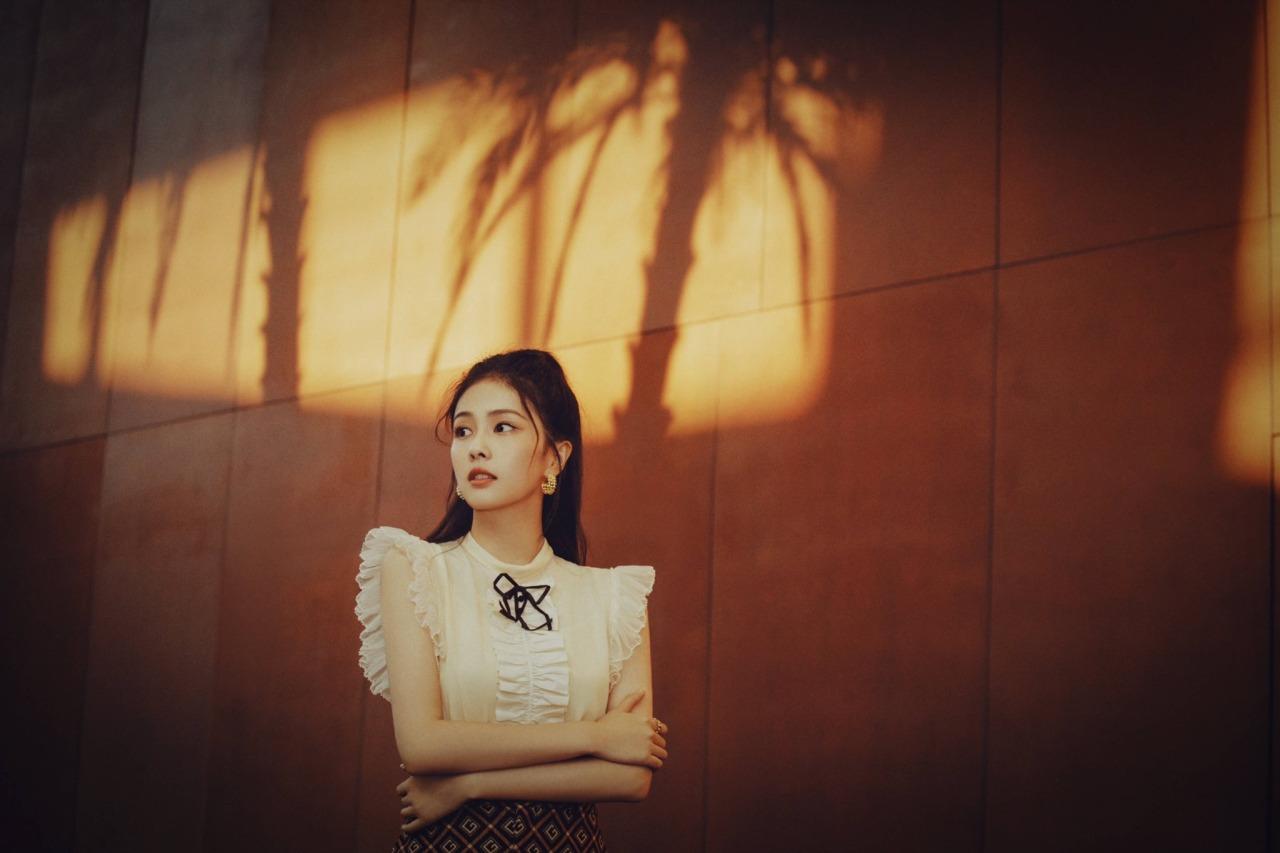 Bai Lu Wallpapers - Top Free Bai Lu Backgrounds - WallpaperAccess