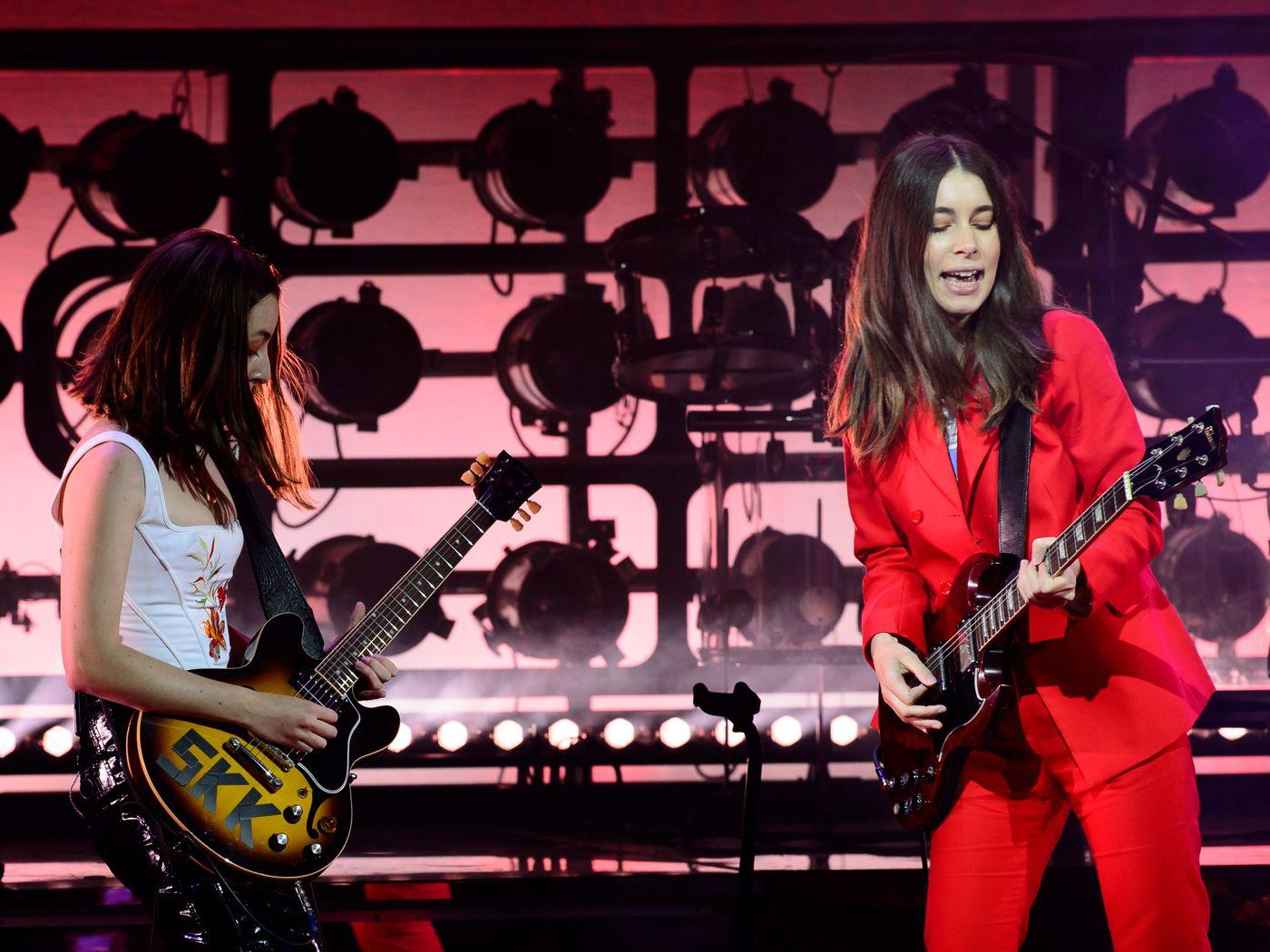 Haim Wallpapers - Top Free Haim Backgrounds - WallpaperAccess