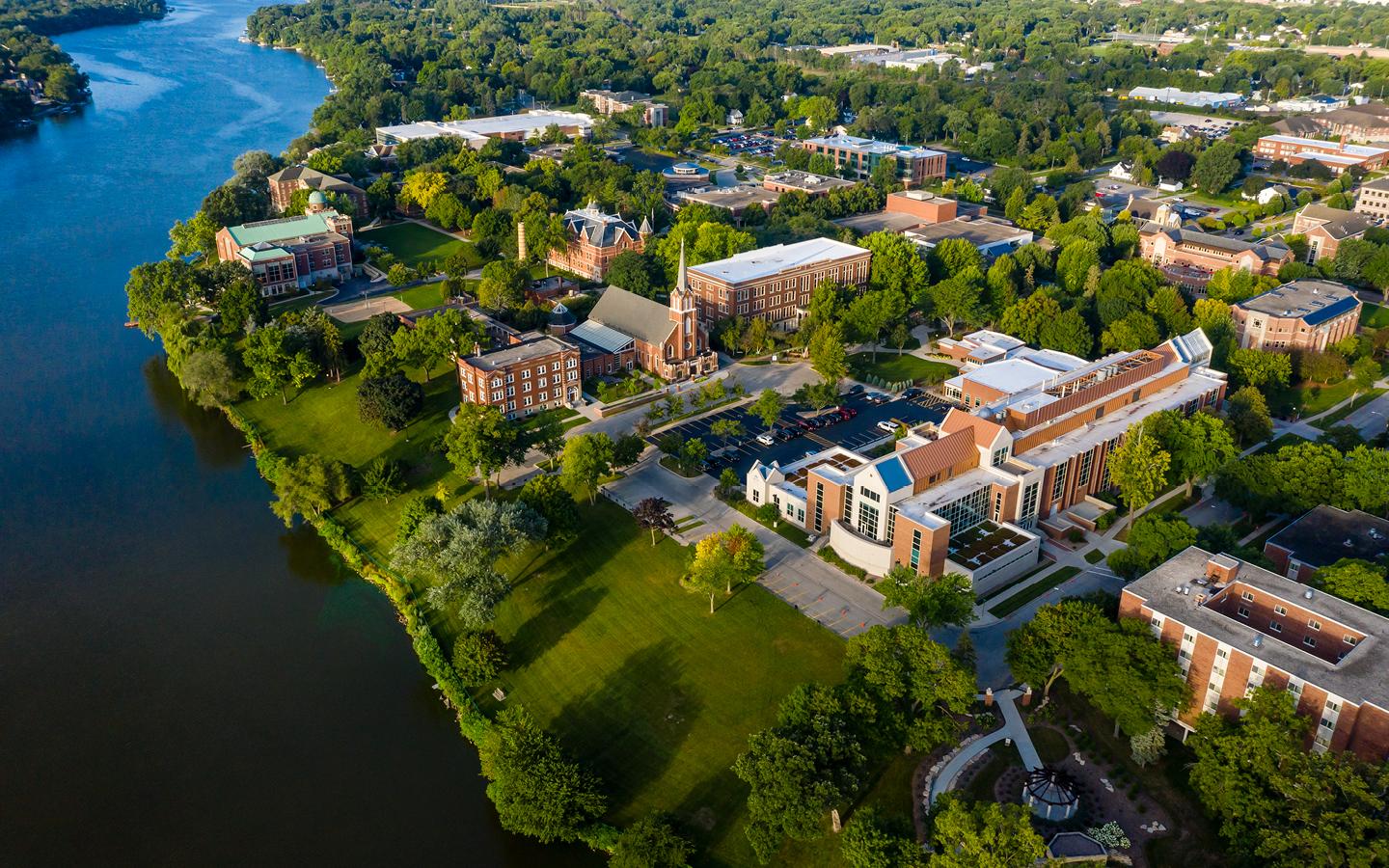 College Campus Wallpapers - Top Free College Campus Backgrounds ...