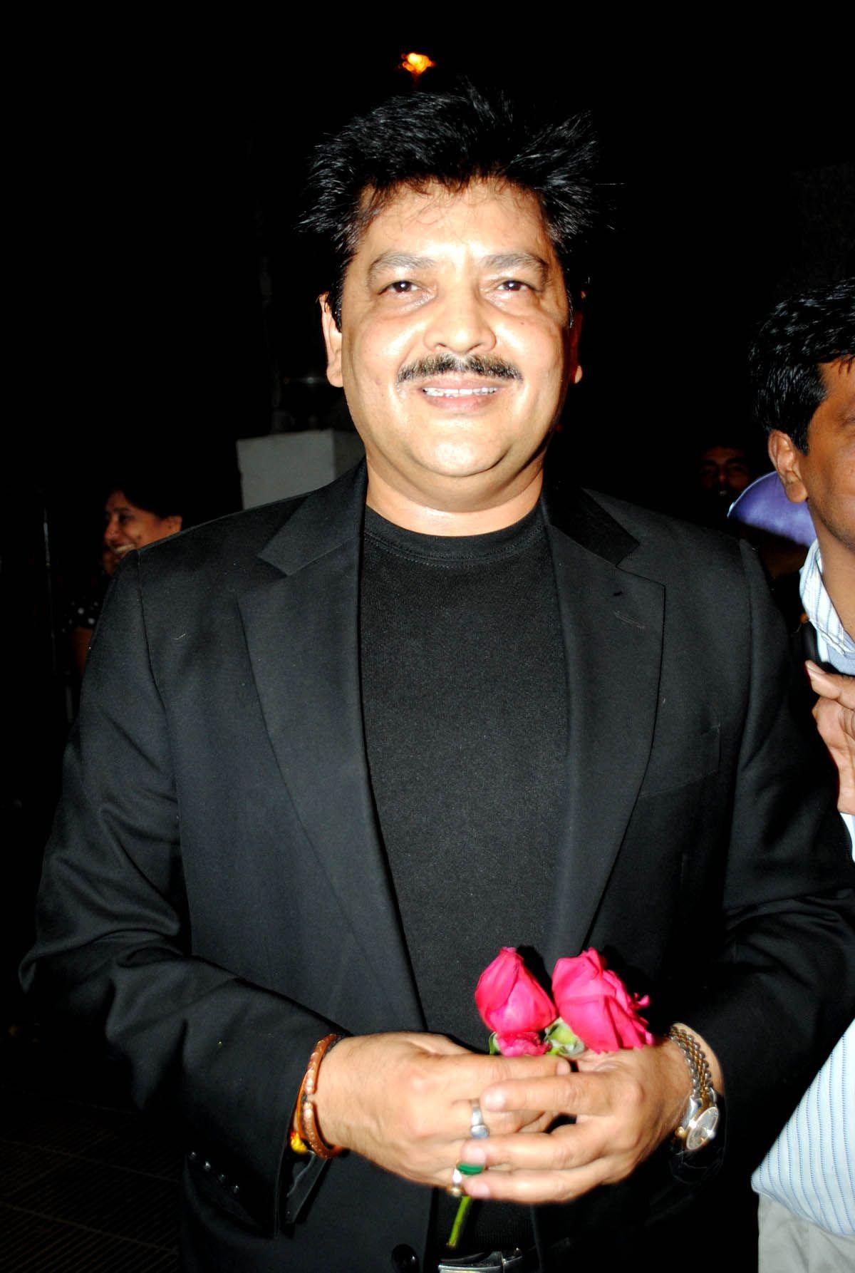 Udit Narayan Wallpapers - Top Free Udit Narayan Backgrounds ...