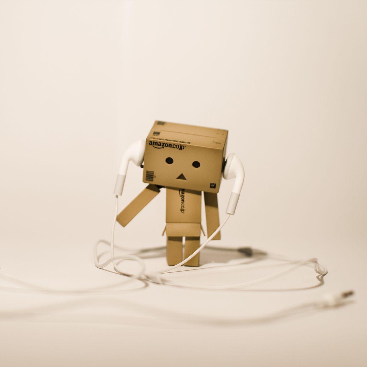 Cardboard Robot Wallpapers - Top Free Cardboard Robot Backgrounds ...