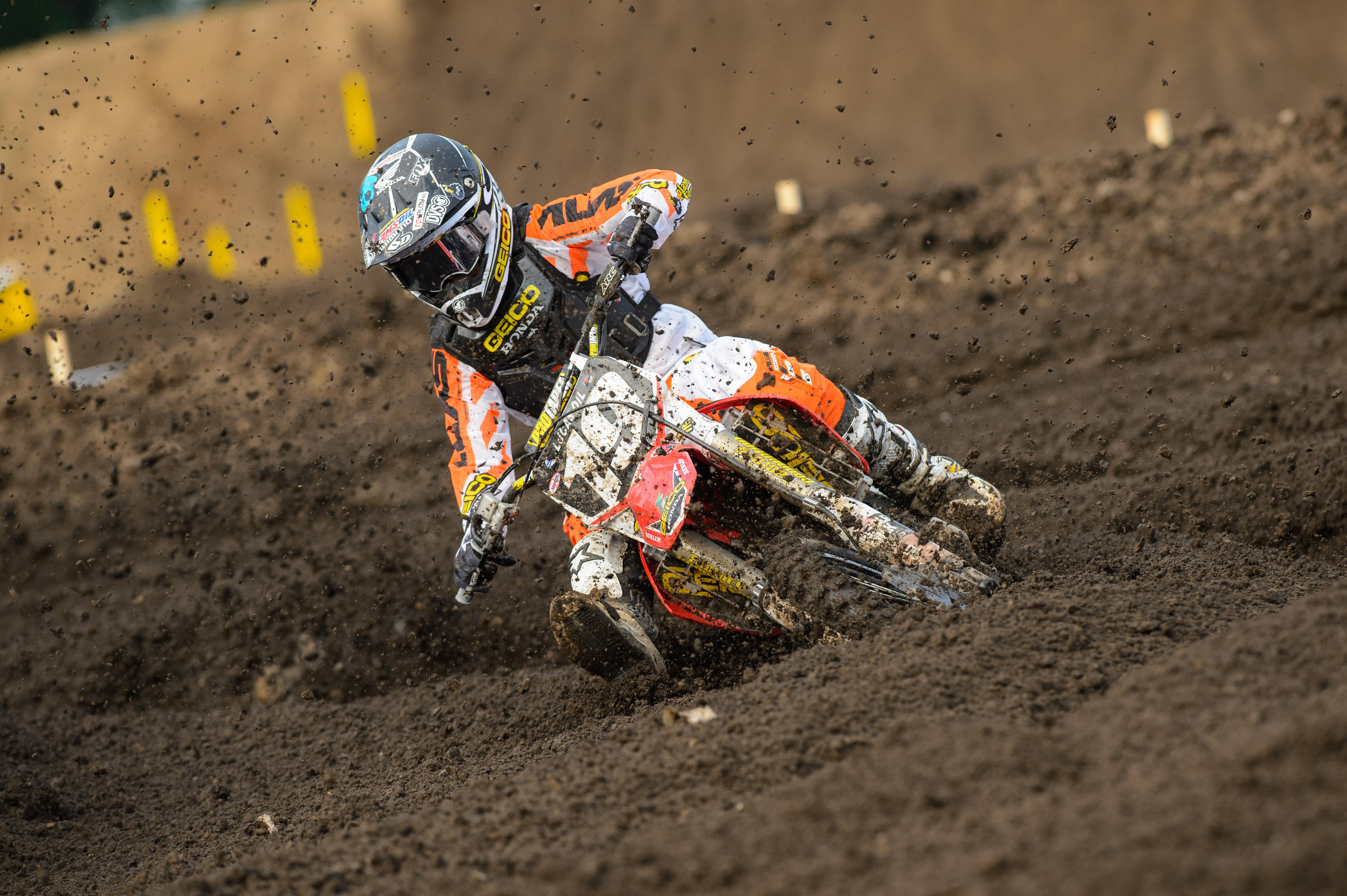 Motocross Racing Wallpapers - Top Free Motocross Racing Backgrounds ...