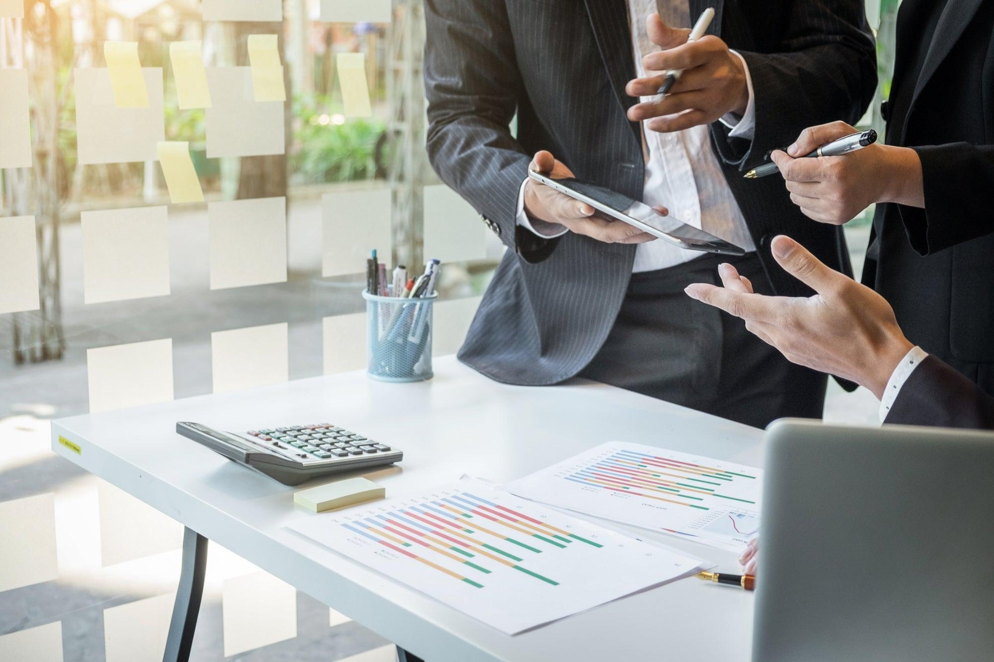 Finance Meeting Wallpapers - Top Free Finance Meeting Backgrounds ...