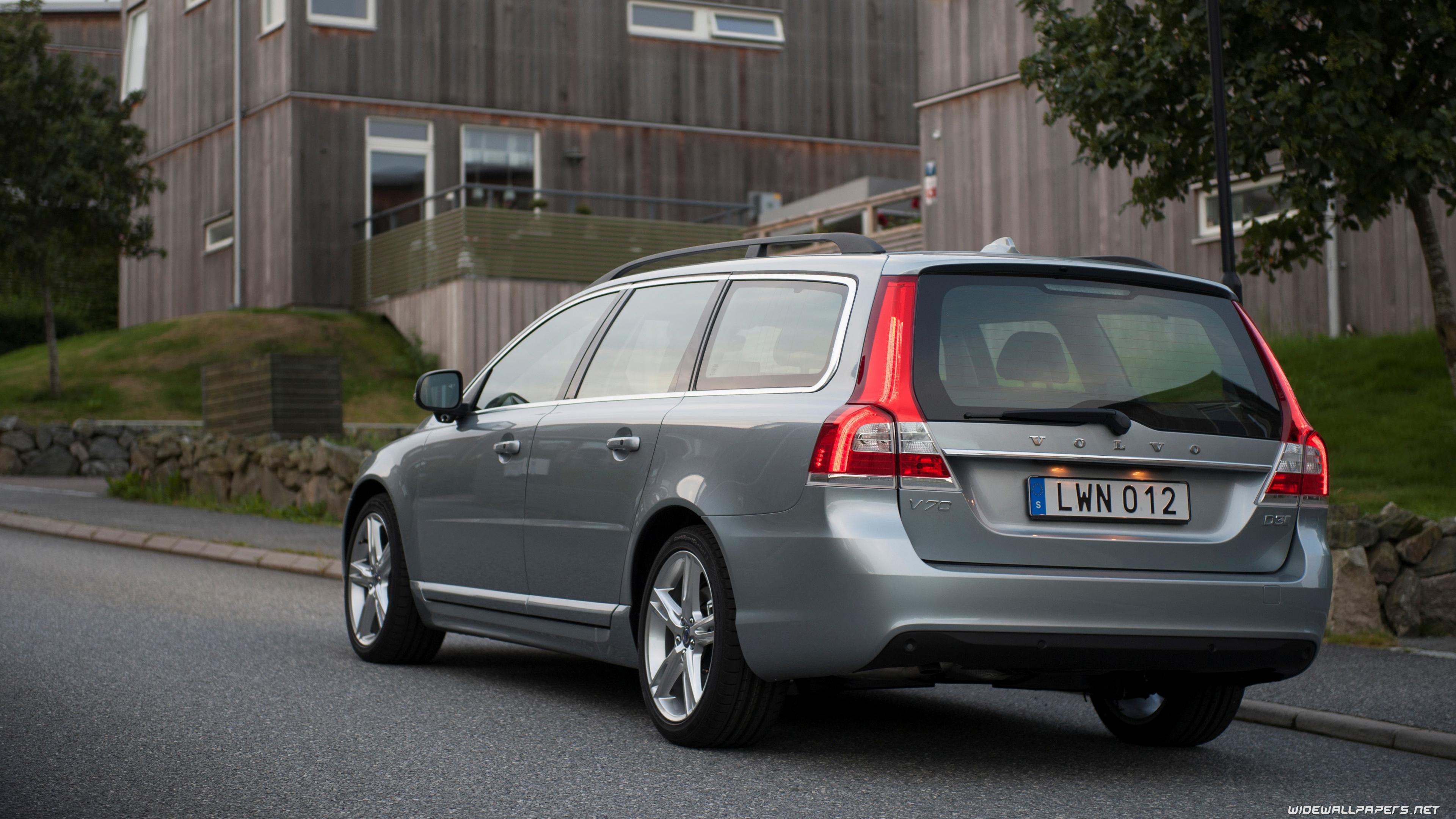 Volvo V70 Wallpapers - Top Free Volvo V70 Backgrounds - WallpaperAccess
