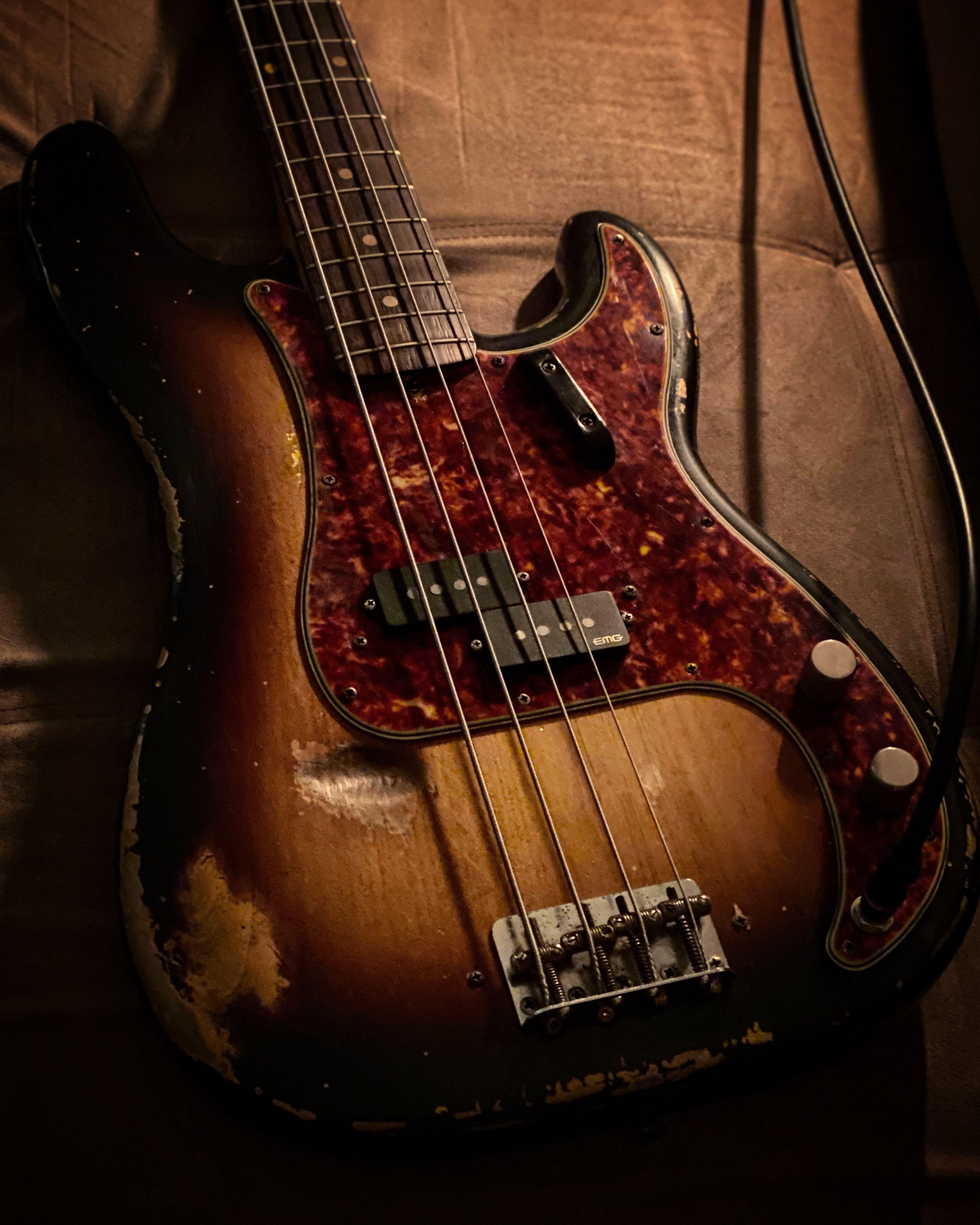 Fender Bass Guitar Wallpapers - Top Free Fender Bass Guitar Backgrounds ...