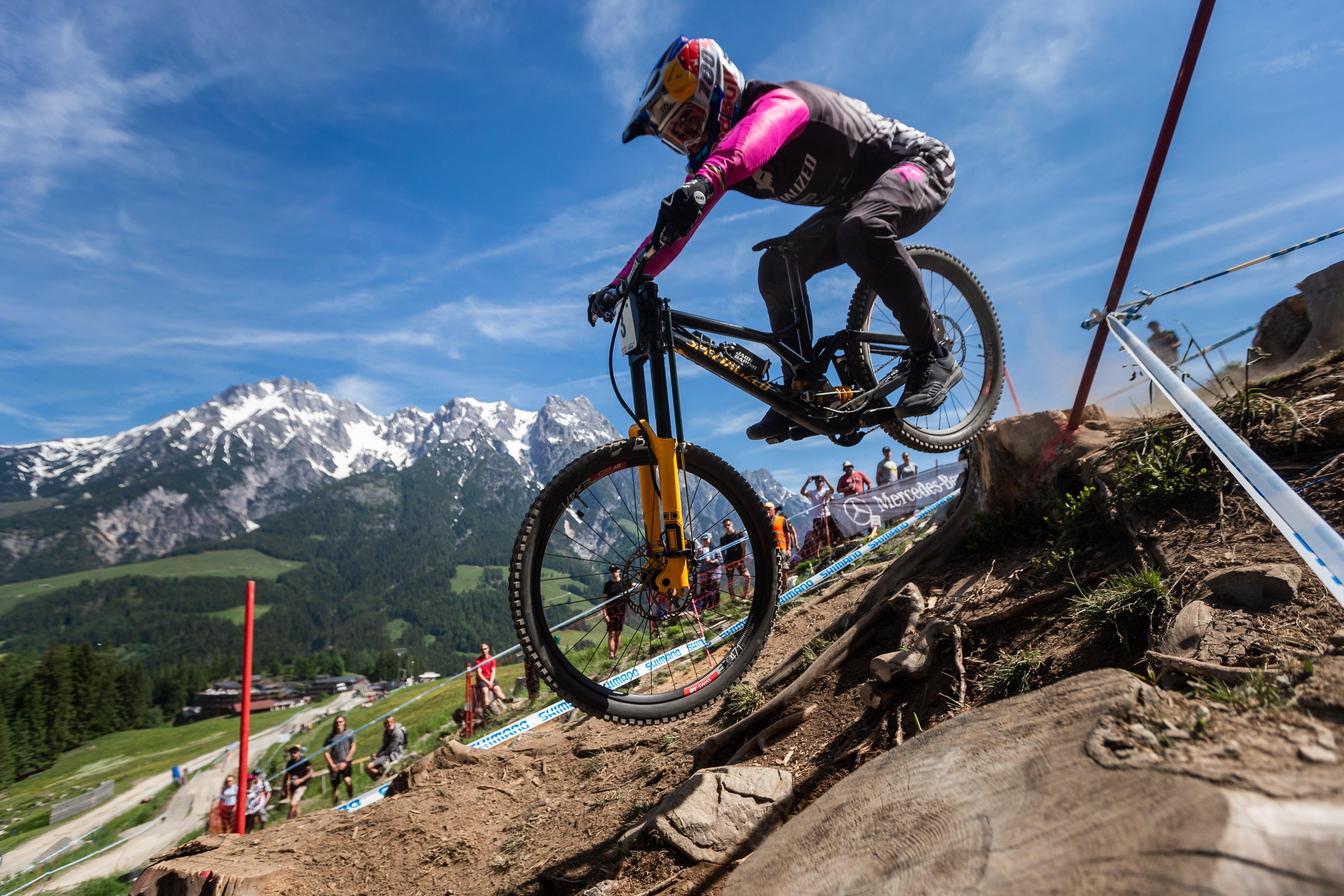 Loic Bruni Wallpapers - Top Free Loic Bruni Backgrounds - WallpaperAccess