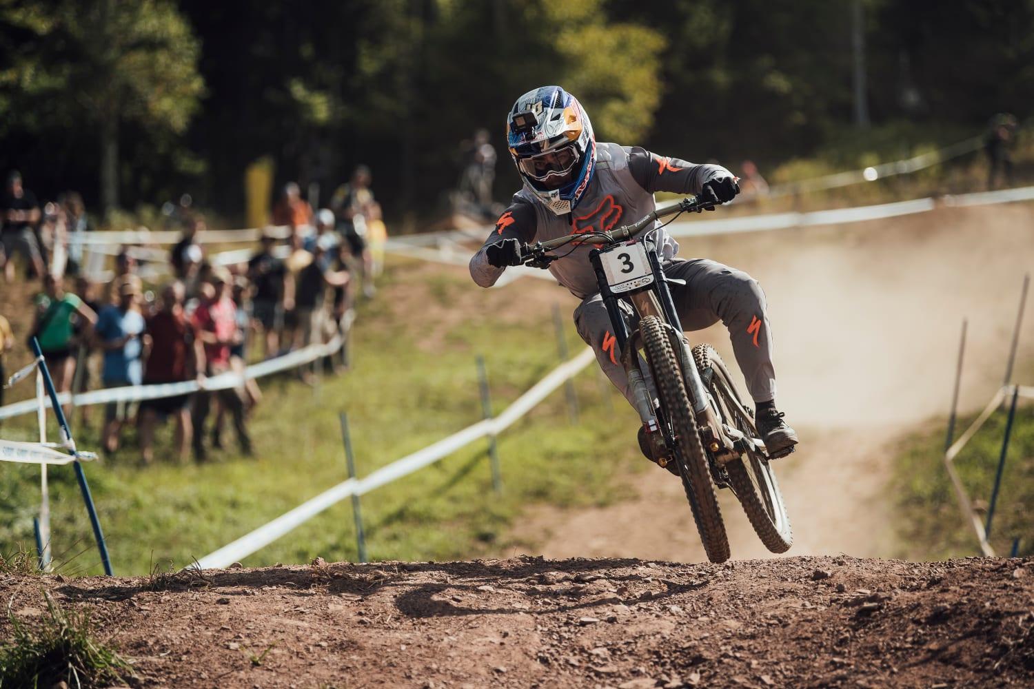 Loic Bruni Wallpapers - Top Free Loic Bruni Backgrounds - WallpaperAccess