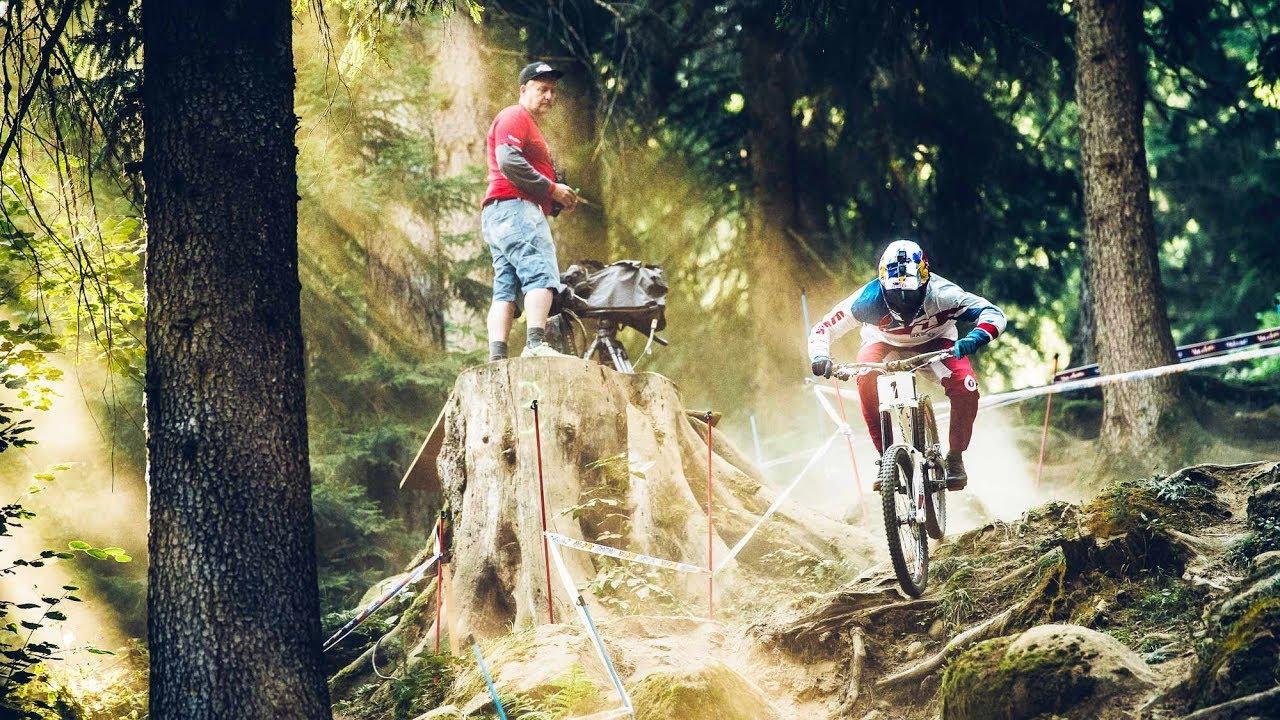 Loic Bruni Wallpapers - Top Free Loic Bruni Backgrounds - WallpaperAccess