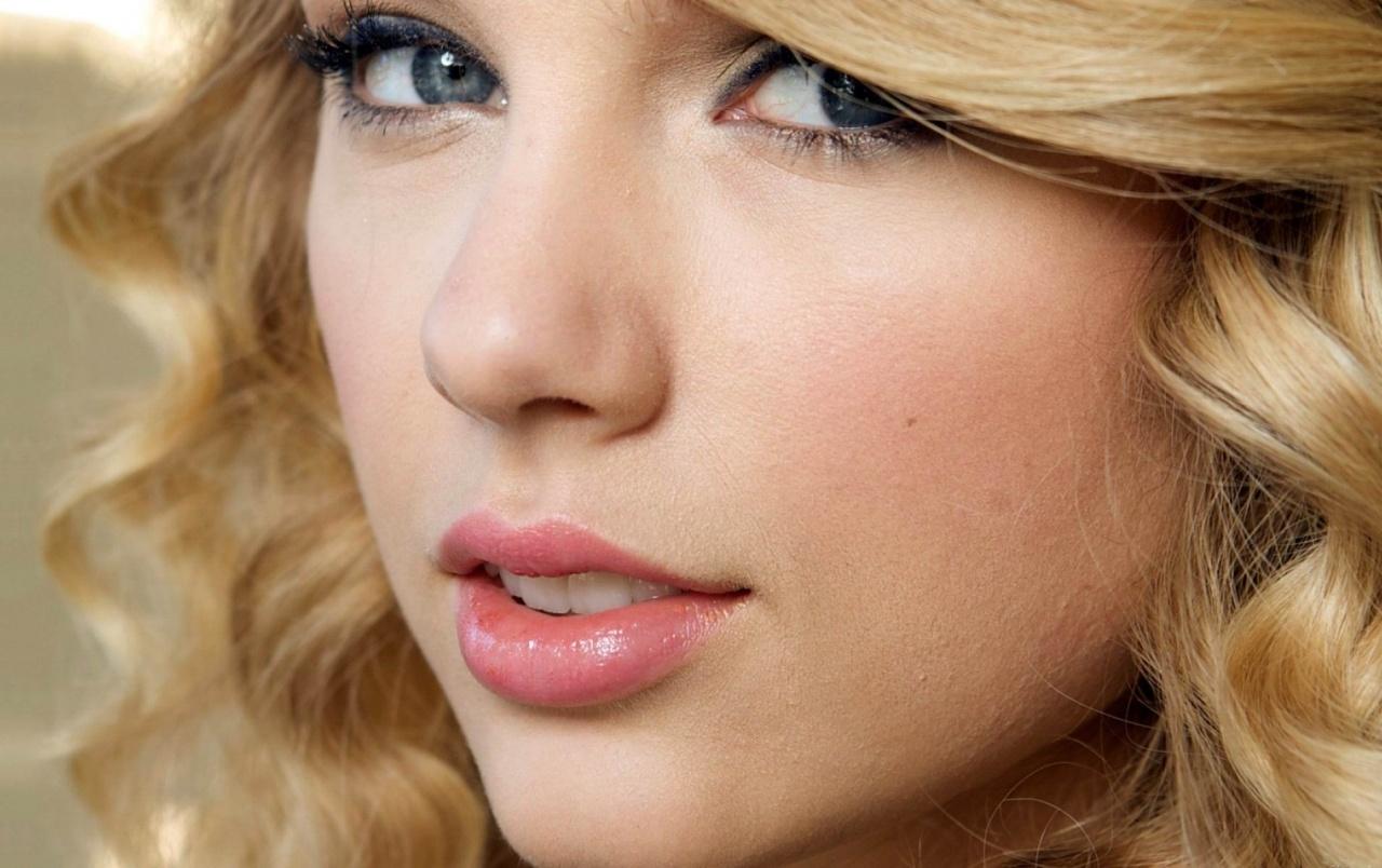 Taylor Swift Face Wallpapers - Top Free Taylor Swift Face Backgrounds ...