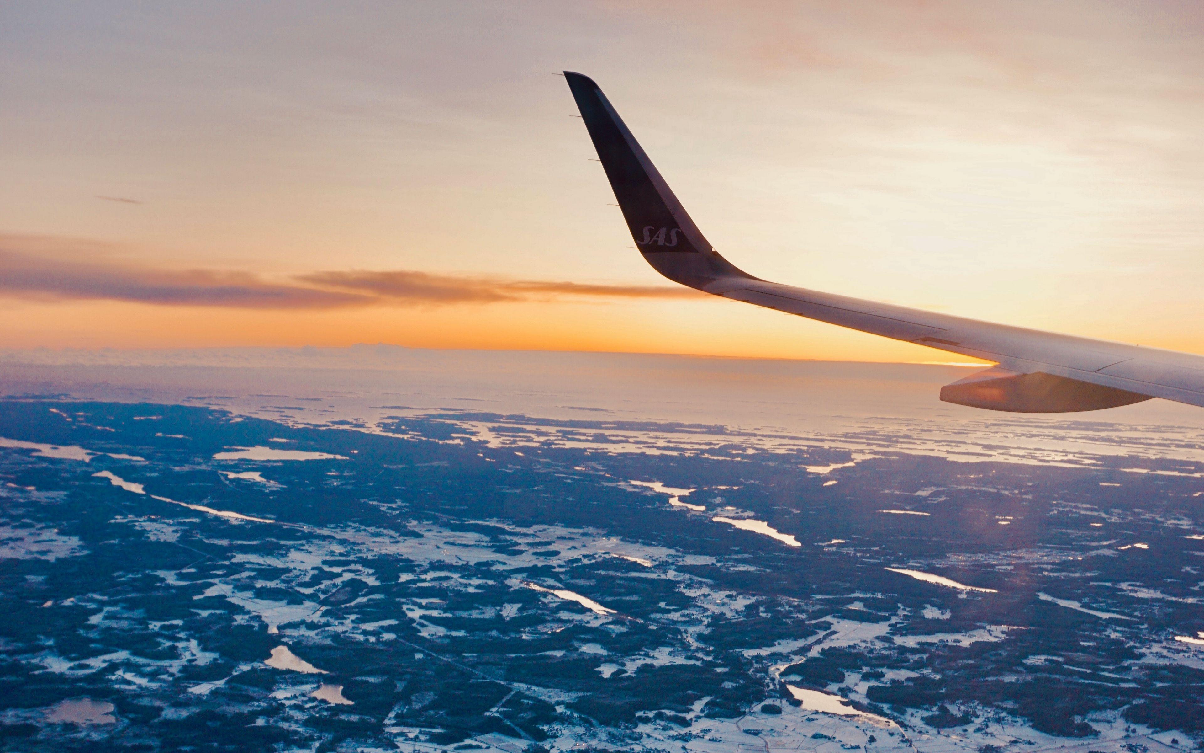Airplane View 4K Wallpapers - Top Free Airplane View 4K Backgrounds ...