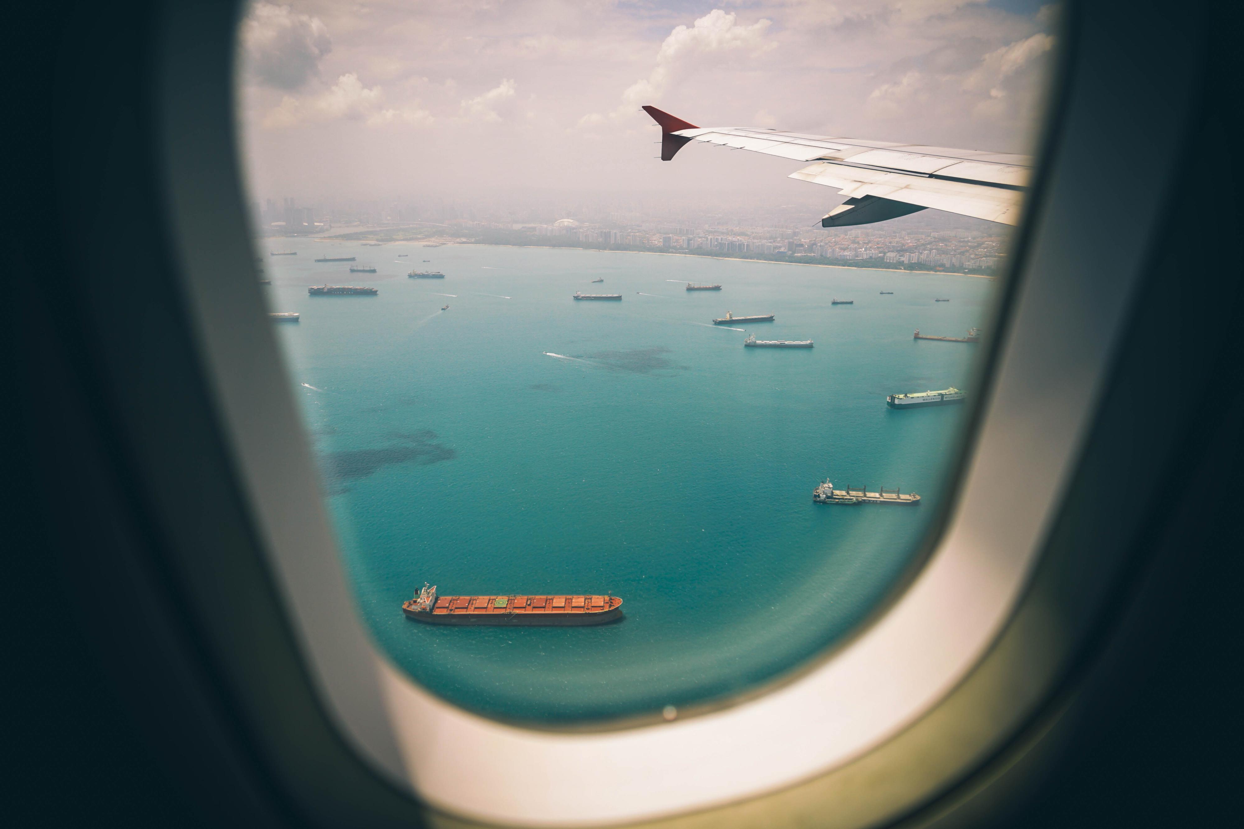 Airplane View 4K Wallpapers - Top Free Airplane View 4K Backgrounds ...