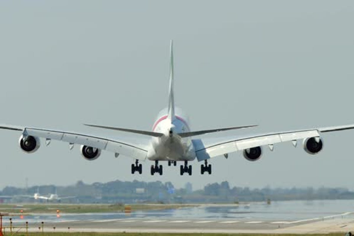 Airbus A380 Landing Wallpapers - Top Free Airbus A380 Landing ...