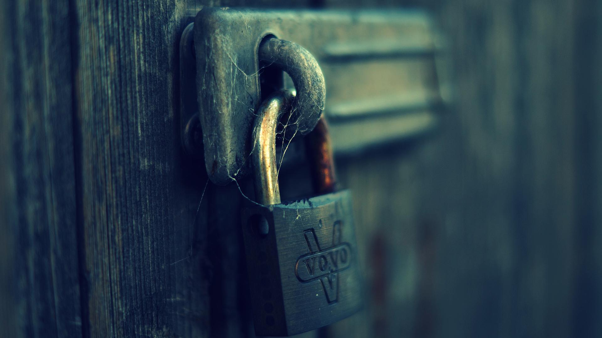 Door Lock Wallpapers - Top Free Door Lock Backgrounds - WallpaperAccess