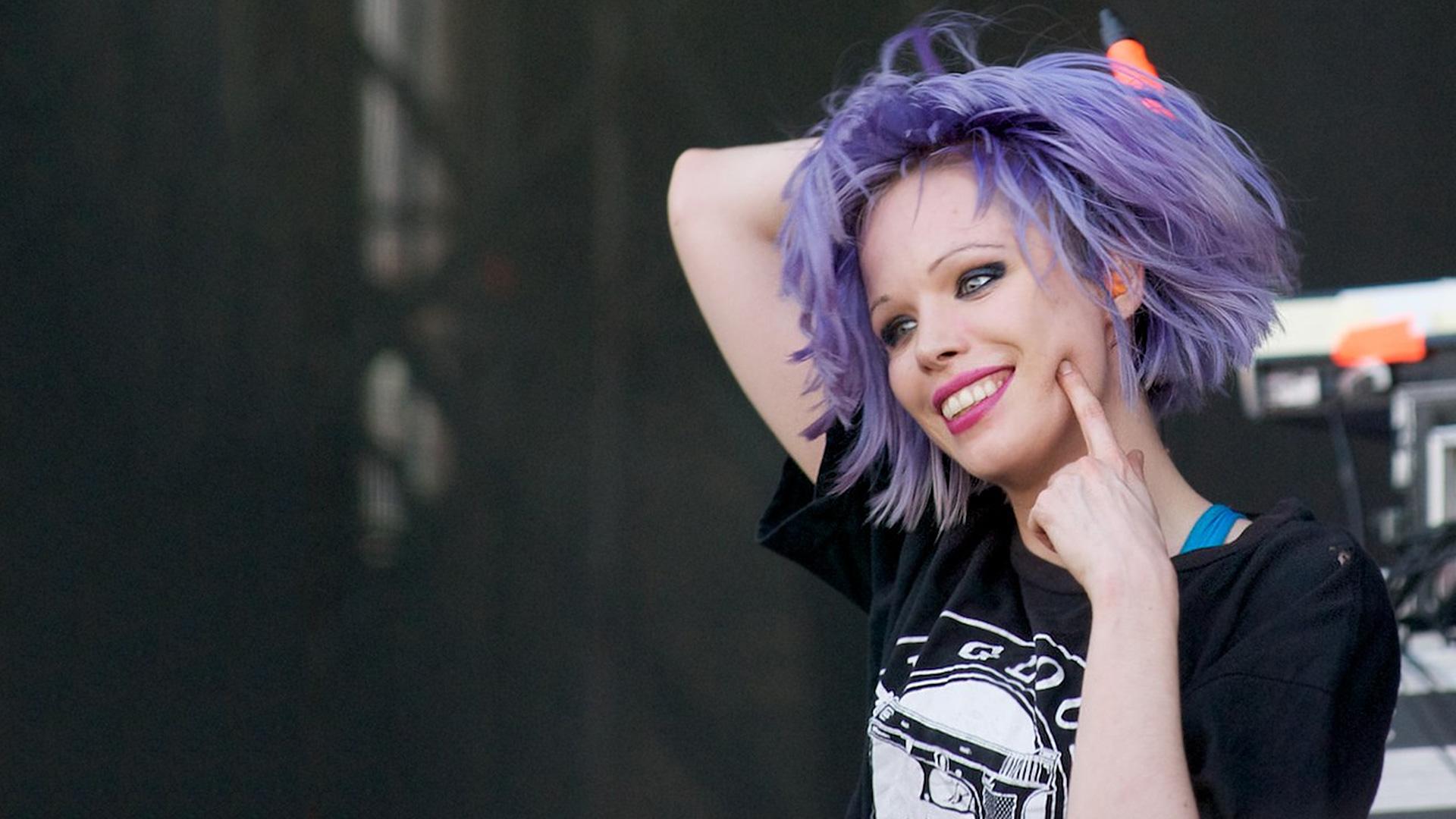 Crystal Castles Wallpapers - Top Free Crystal Castles Backgrounds ...