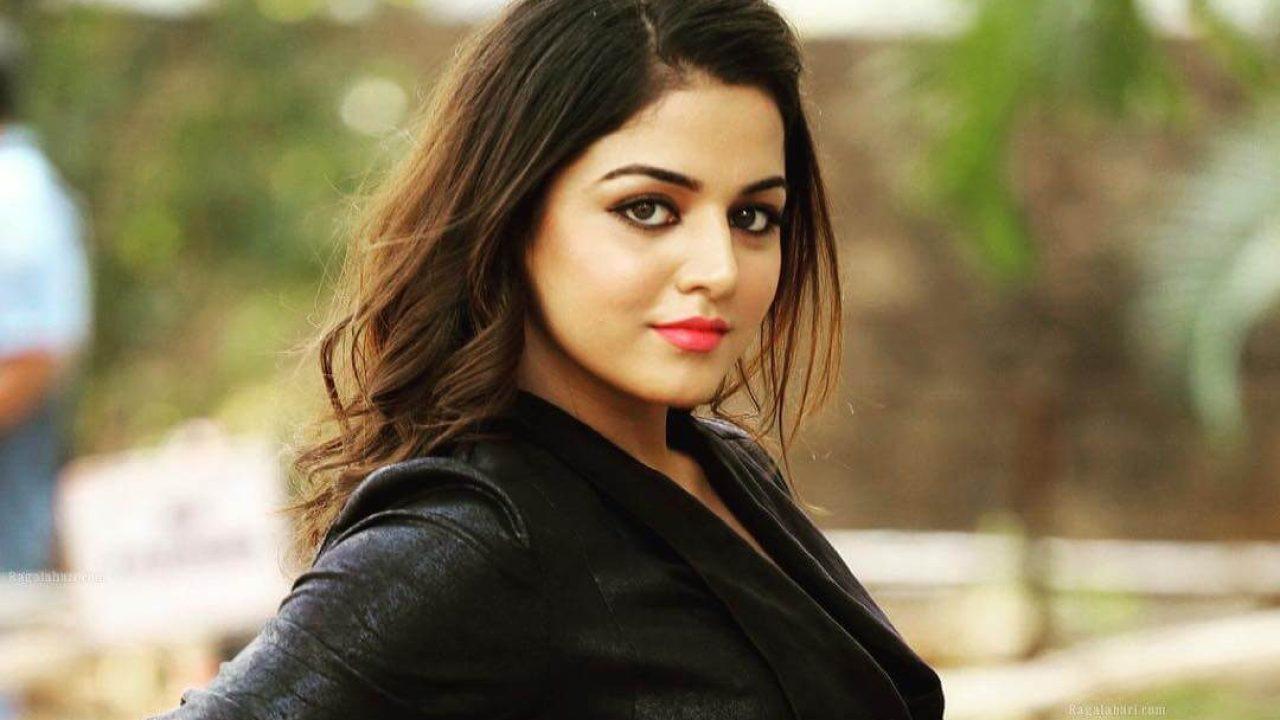 Wamiqa Gabbi Wallpapers - Top Free Wamiqa Gabbi Backgrounds ...