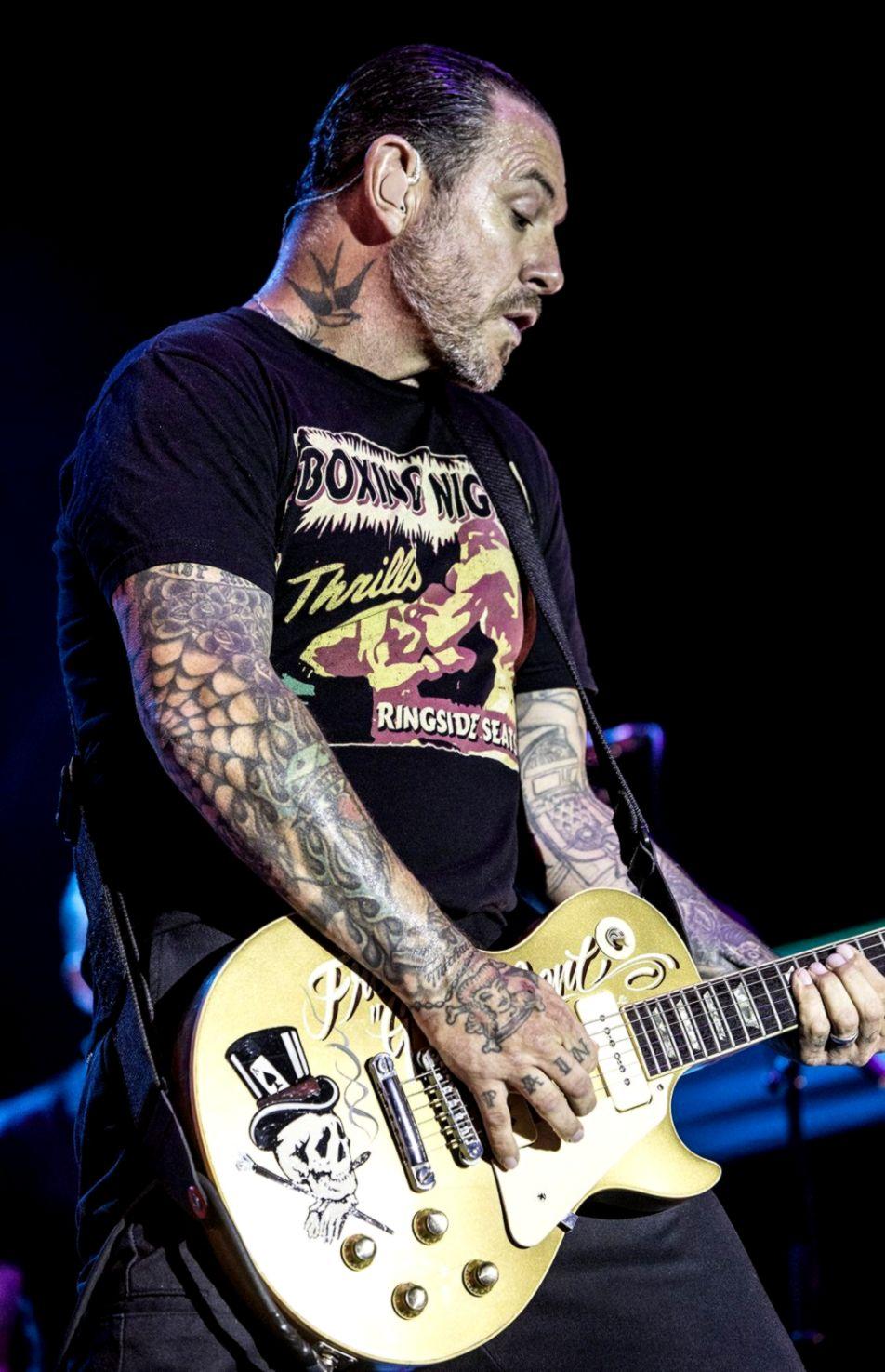 Mike Ness Wallpapers - Top Free Mike Ness Backgrounds - WallpaperAccess