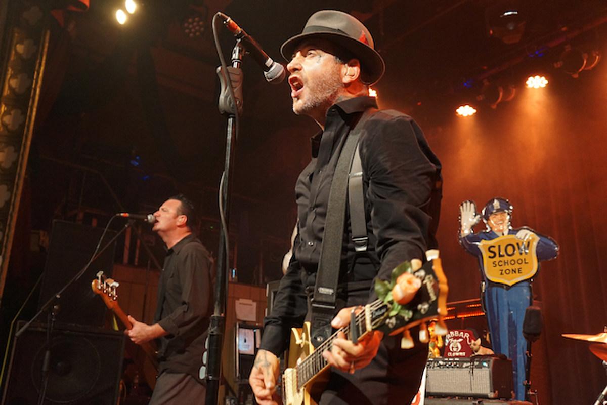 Mike Ness Wallpapers - Top Free Mike Ness Backgrounds - WallpaperAccess