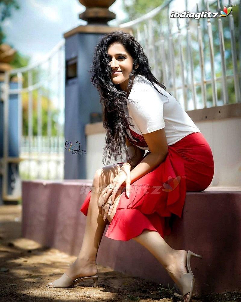 Rashmi Gautam Wallpapers - Top Free Rashmi Gautam Backgrounds ...