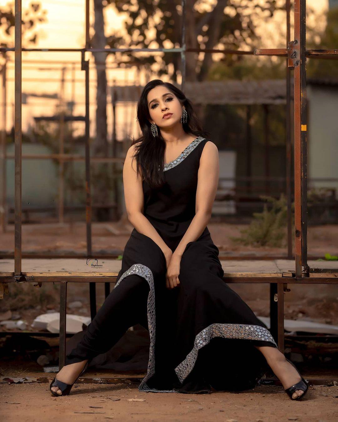 Rashmi Gautam Wallpapers - Top Free Rashmi Gautam Backgrounds ...