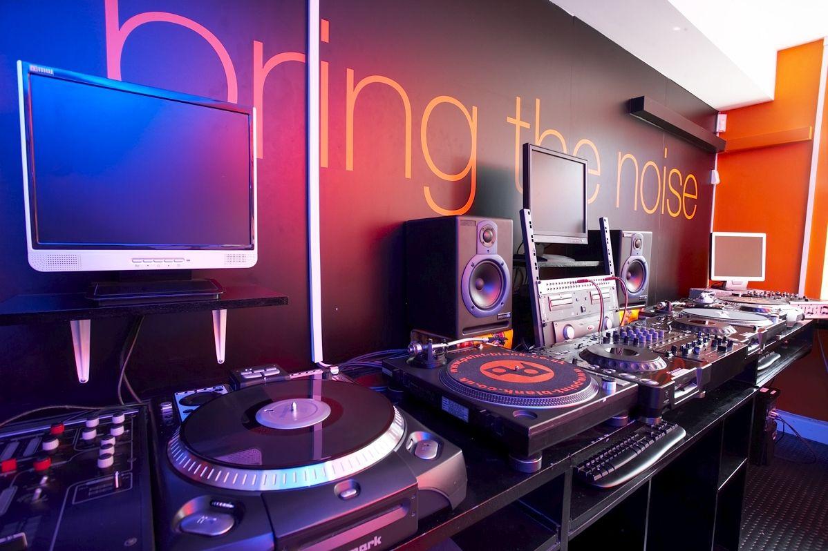 Dj Studio Wallpapers - Top Free Dj Studio Backgrounds - WallpaperAccess