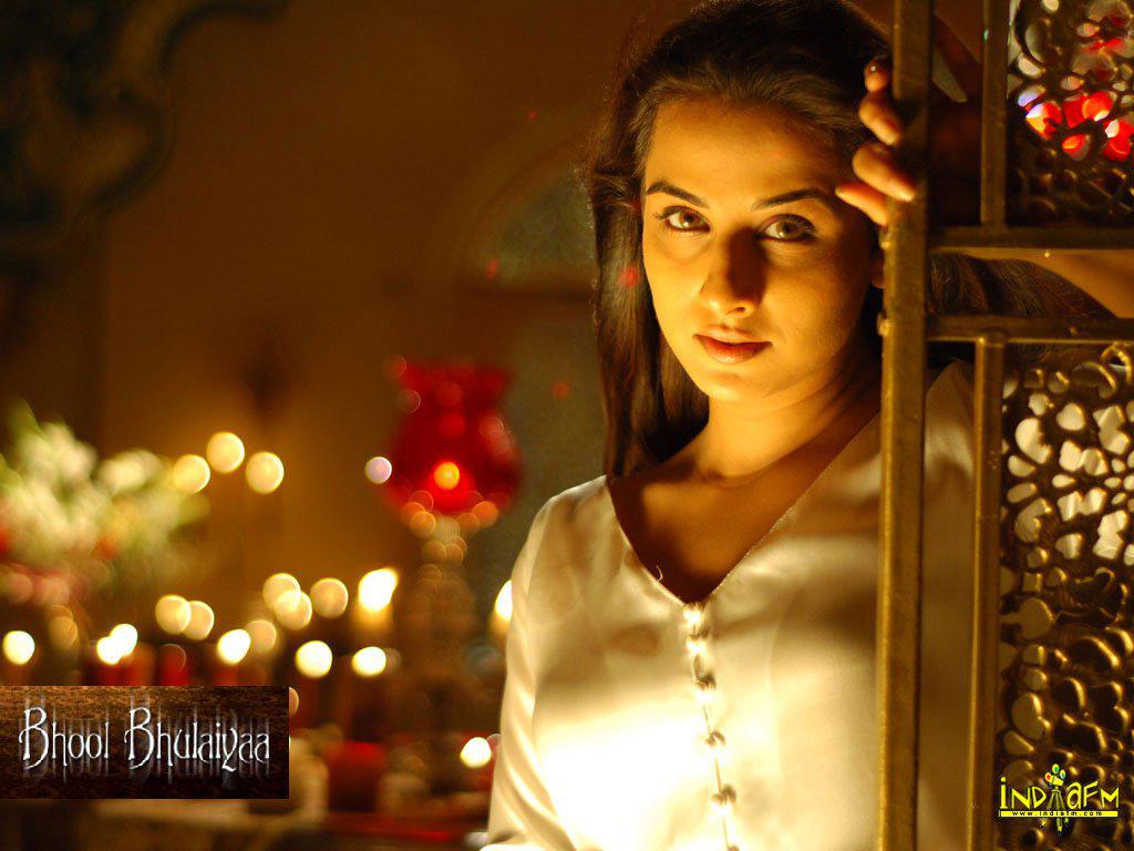Bhool Bhulaiyaa Wallpapers - Top Free Bhool Bhulaiyaa Backgrounds ...