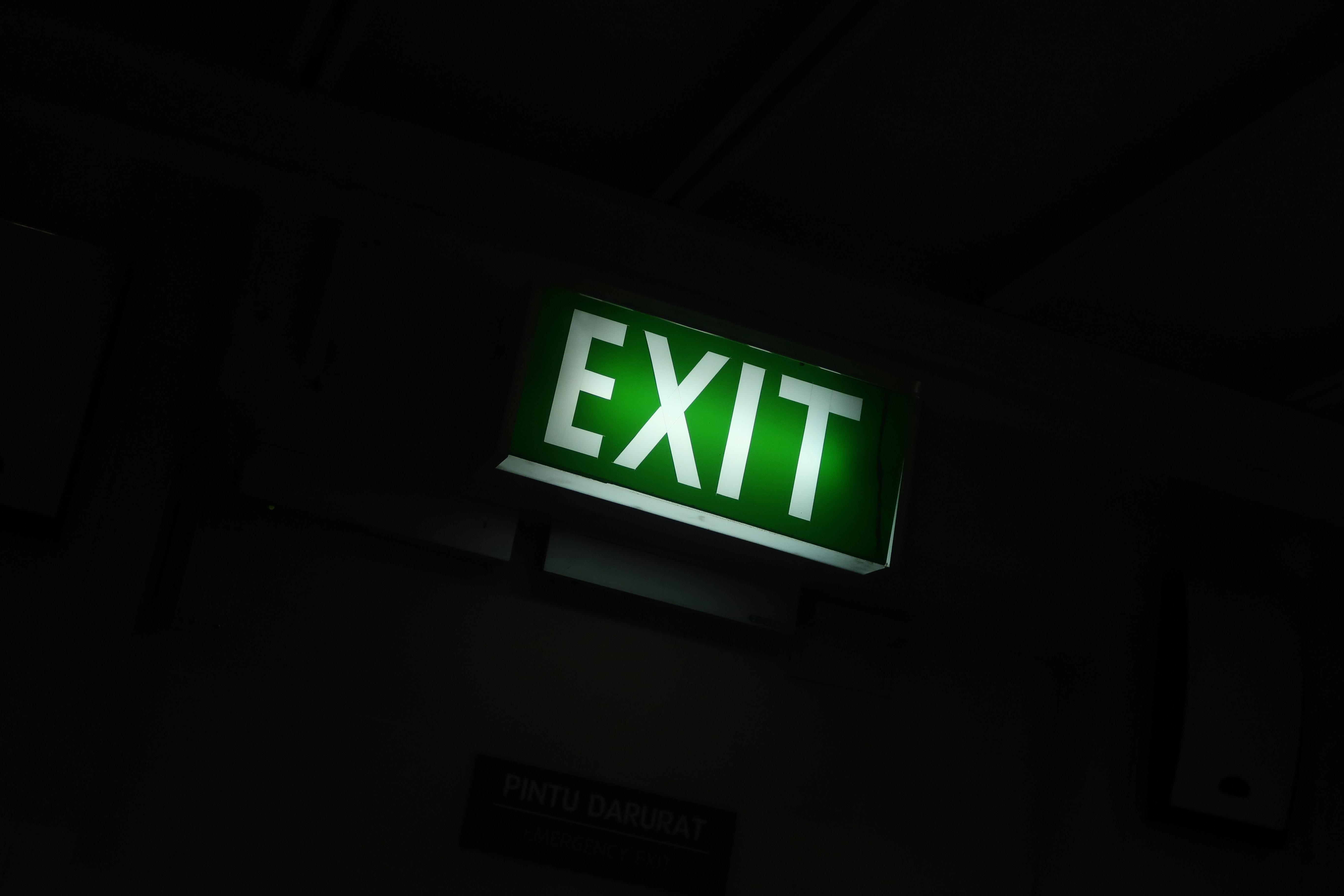 Exit Sign Wallpapers - Top Free Exit Sign Backgrounds - WallpaperAccess