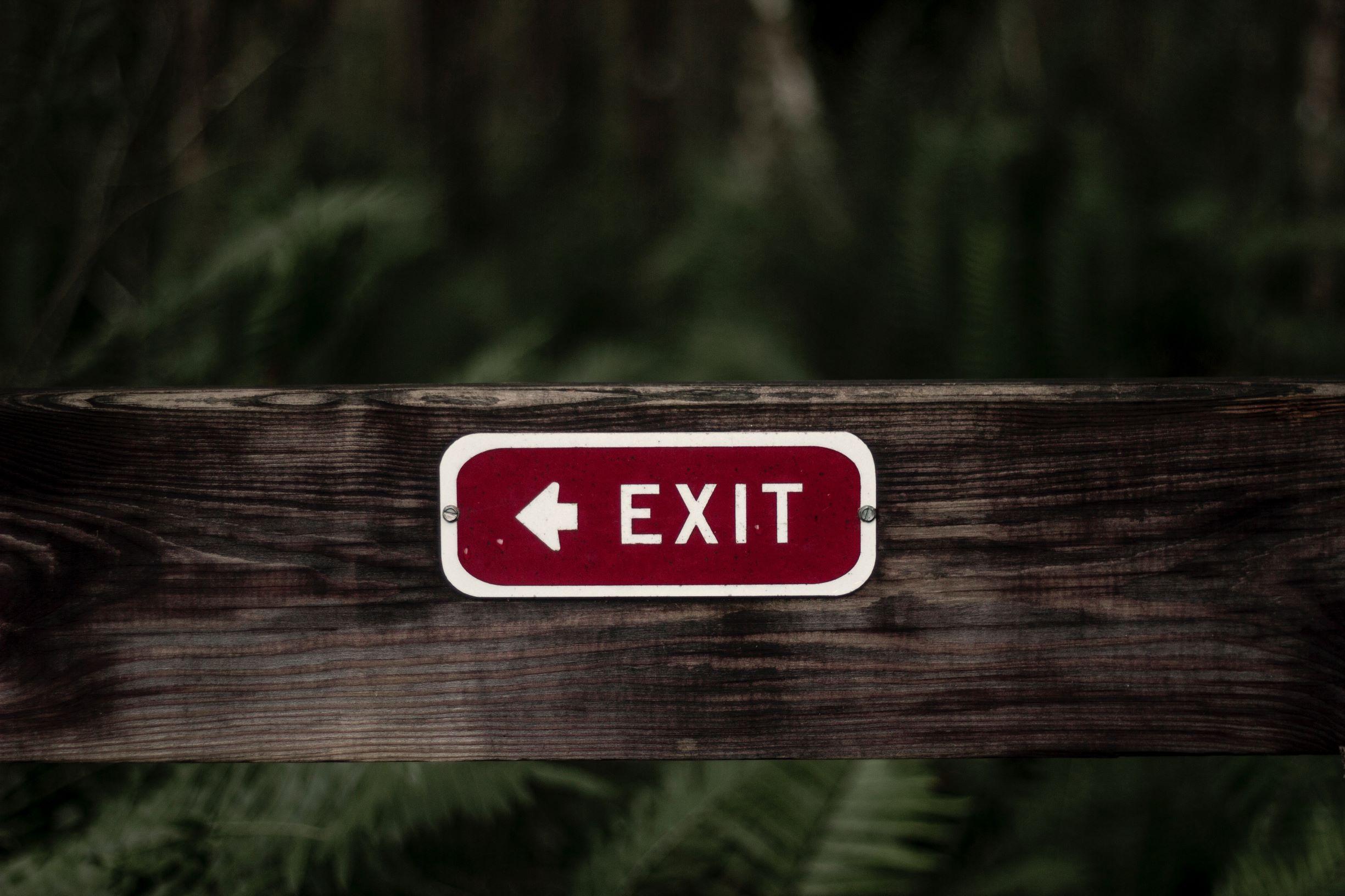 Exit Sign Wallpapers - Top Free Exit Sign Backgrounds - WallpaperAccess