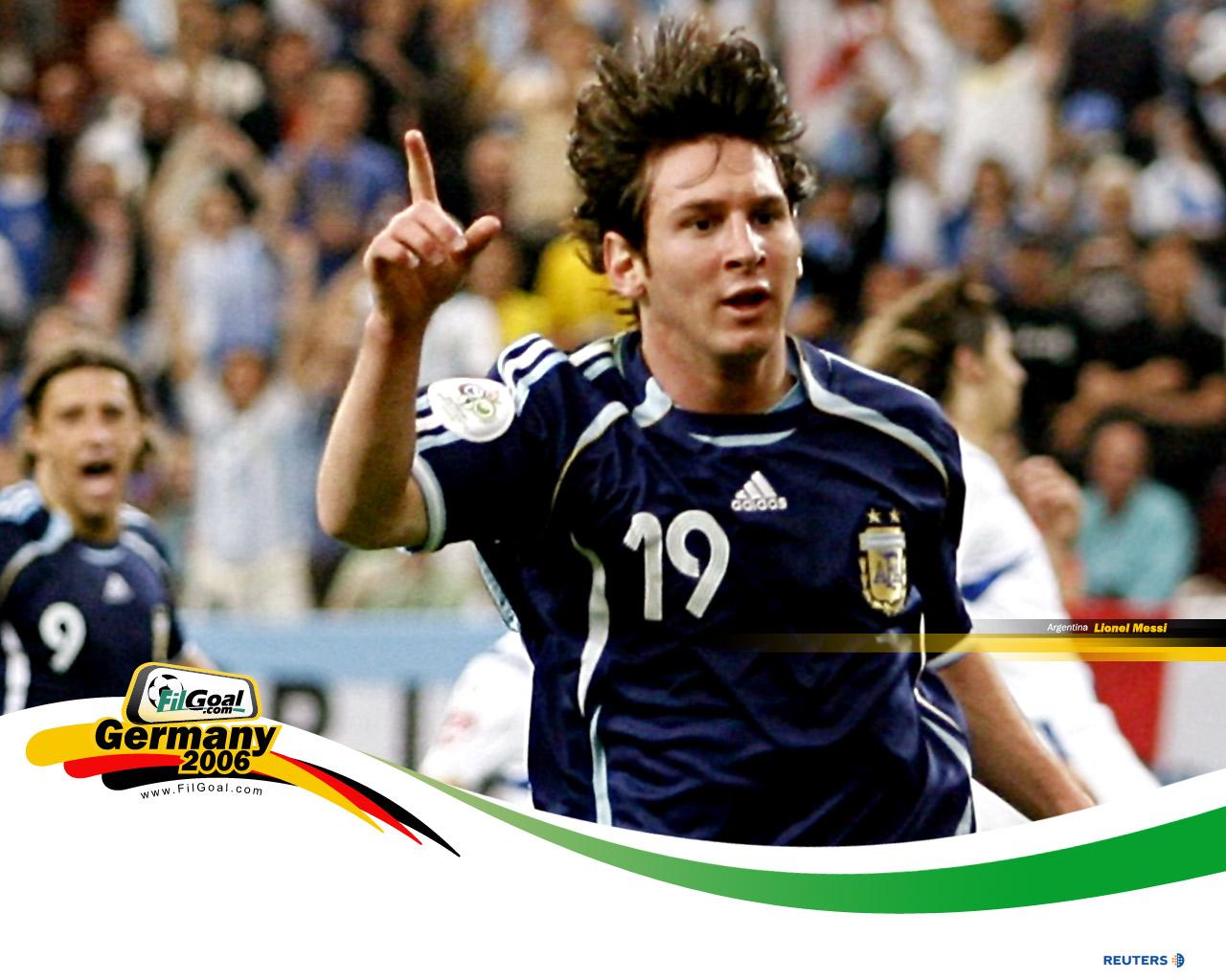Messi 2009 Wallpapers - Top Free Messi 2009 Backgrounds - WallpaperAccess