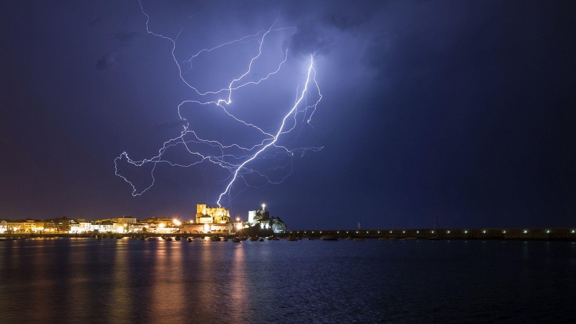 Lightning HD Desktop Wallpapers - Top Free Lightning HD Desktop ...