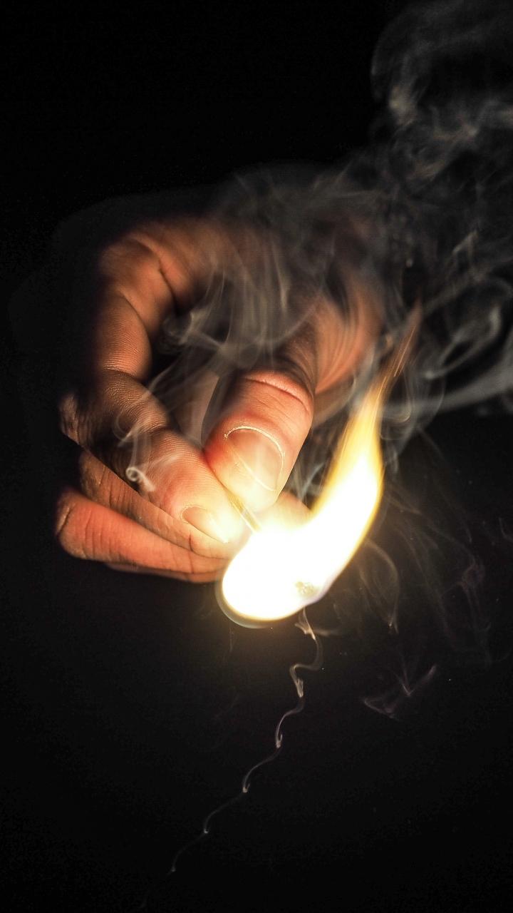 Fire Hand Wallpapers - Top Free Fire Hand Backgrounds - WallpaperAccess