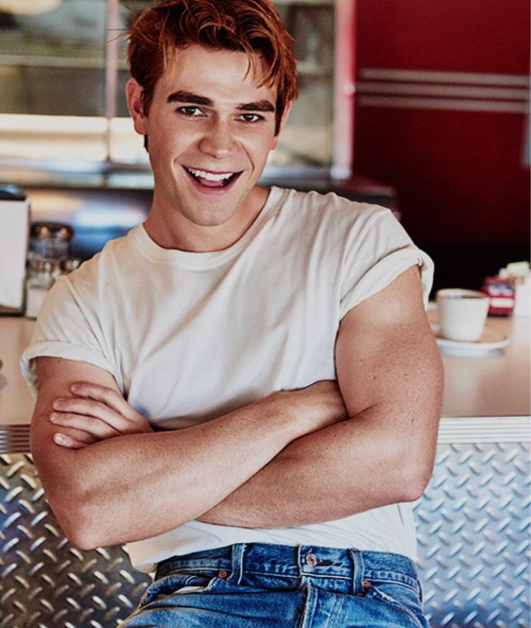 Archie Andrews Wallpapers - Top Free Archie Andrews Backgrounds ...