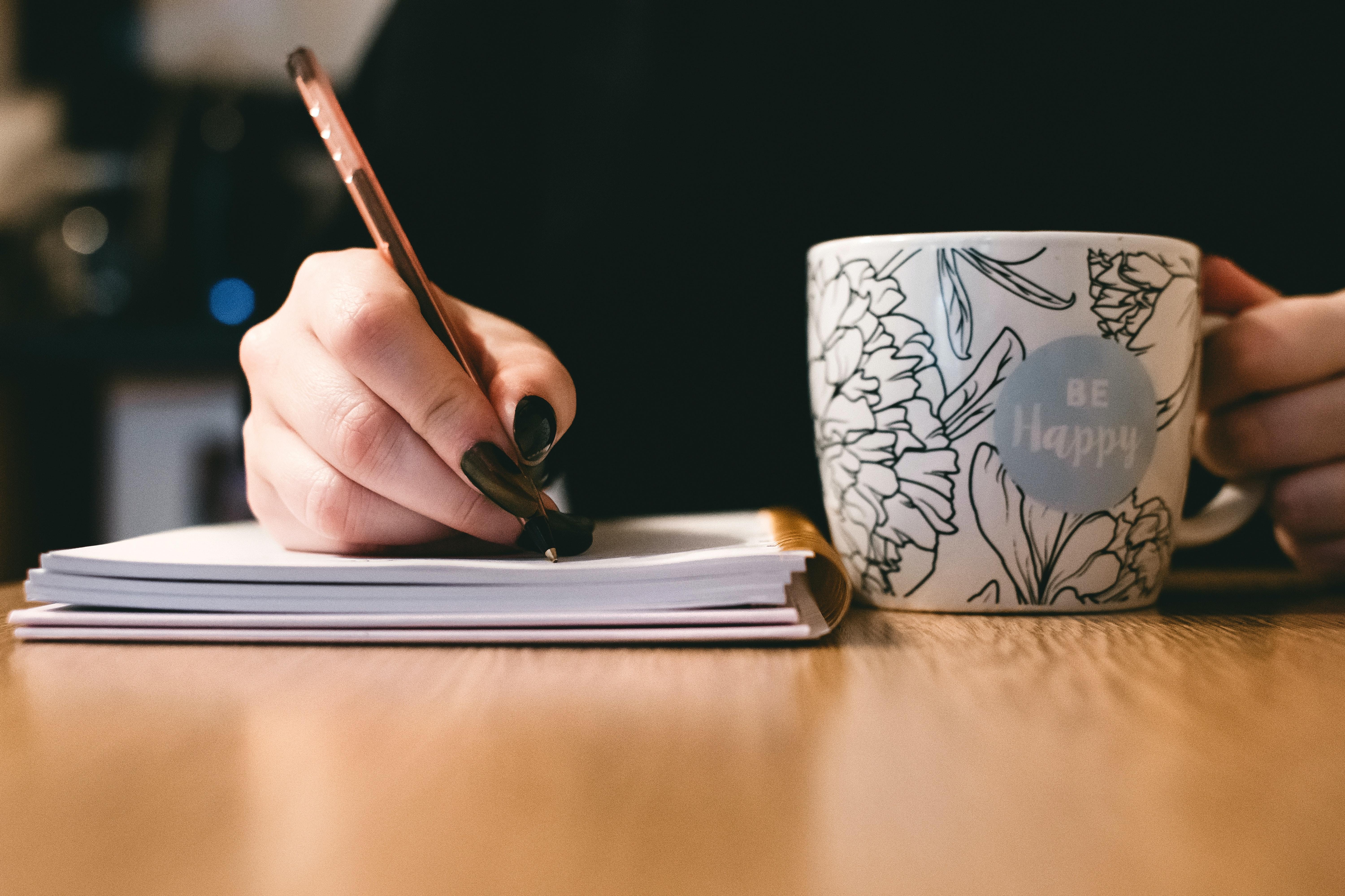 Women Writer Wallpapers - Top Free Women Writer Backgrounds ...
