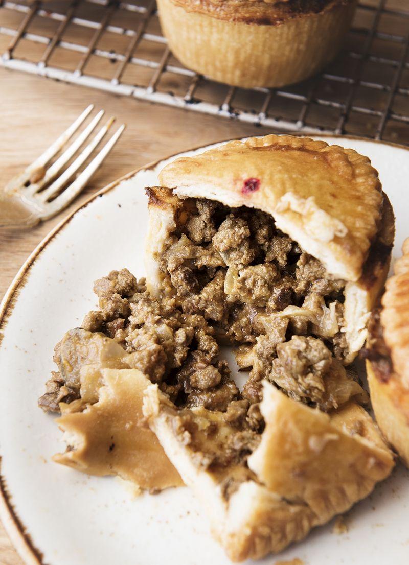 Meat Pie Wallpapers - Top Free Meat Pie Backgrounds - WallpaperAccess