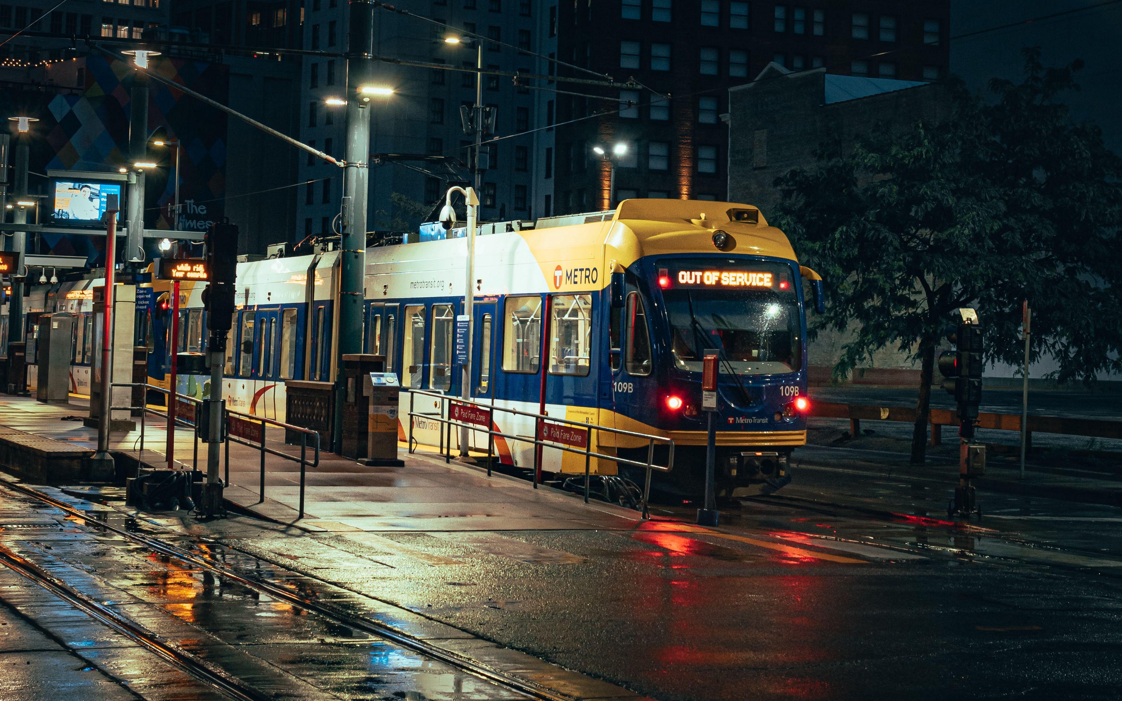 Metro Train Wallpapers - Top Free Metro Train Backgrounds - WallpaperAccess