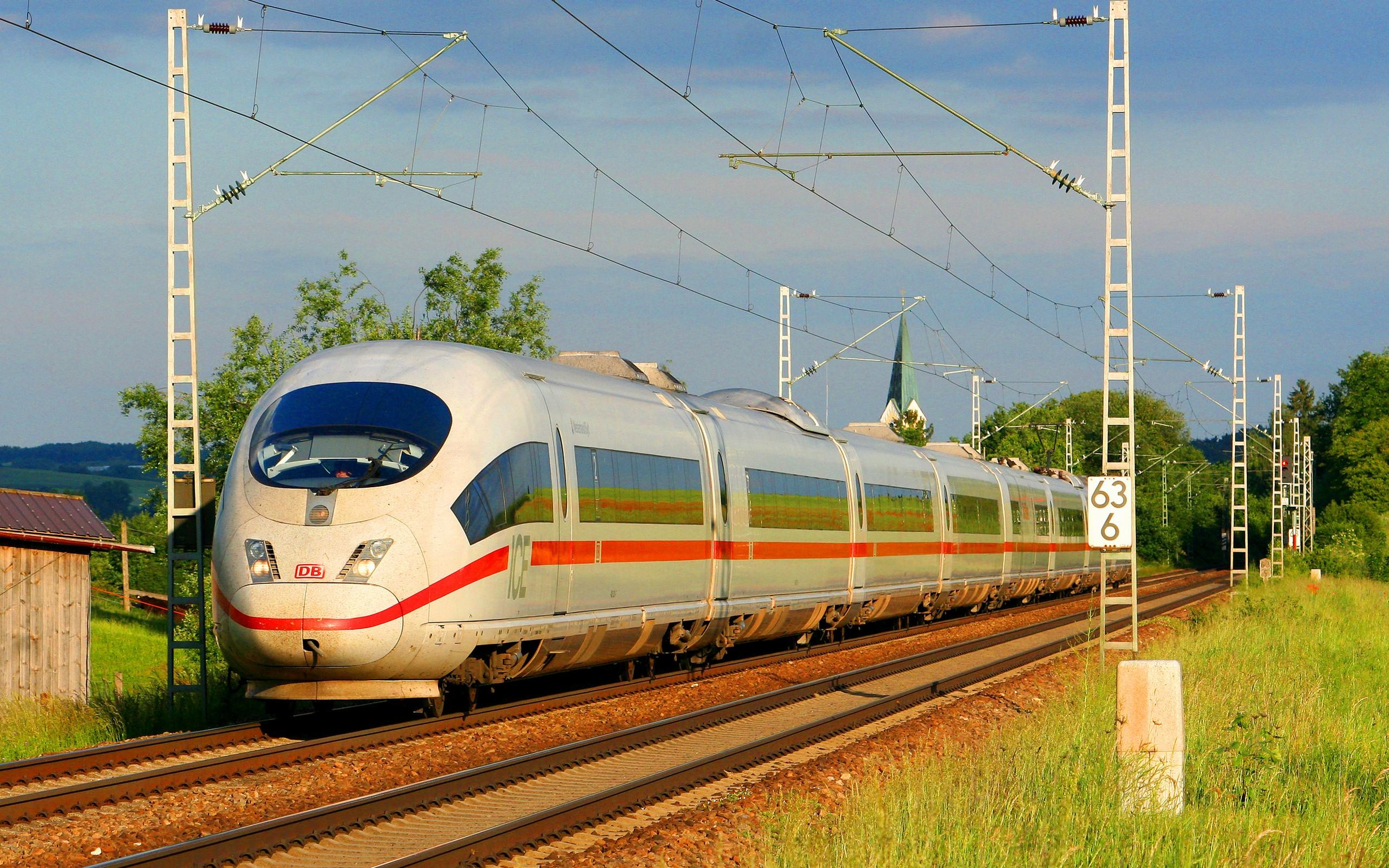 Metro Train Wallpapers - Top Free Metro Train Backgrounds - WallpaperAccess