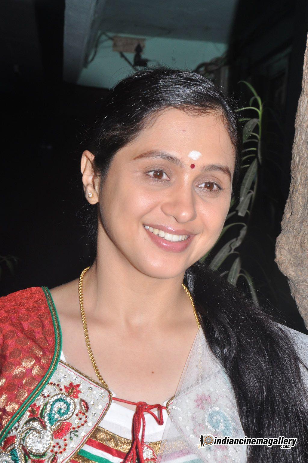 Devayani Wallpapers - Top Free Devayani Backgrounds - WallpaperAccess