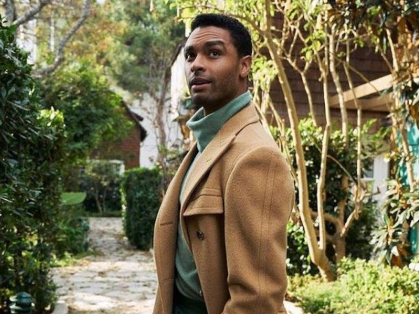 Rege Jean Page Wallpapers - Top Free Rege Jean Page Backgrounds ...