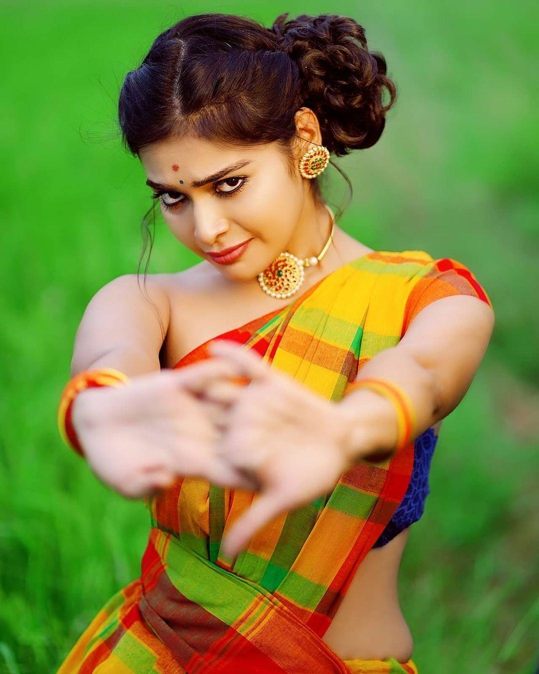 Dharsha Gupta Wallpapers - Top Free Dharsha Gupta Backgrounds ...