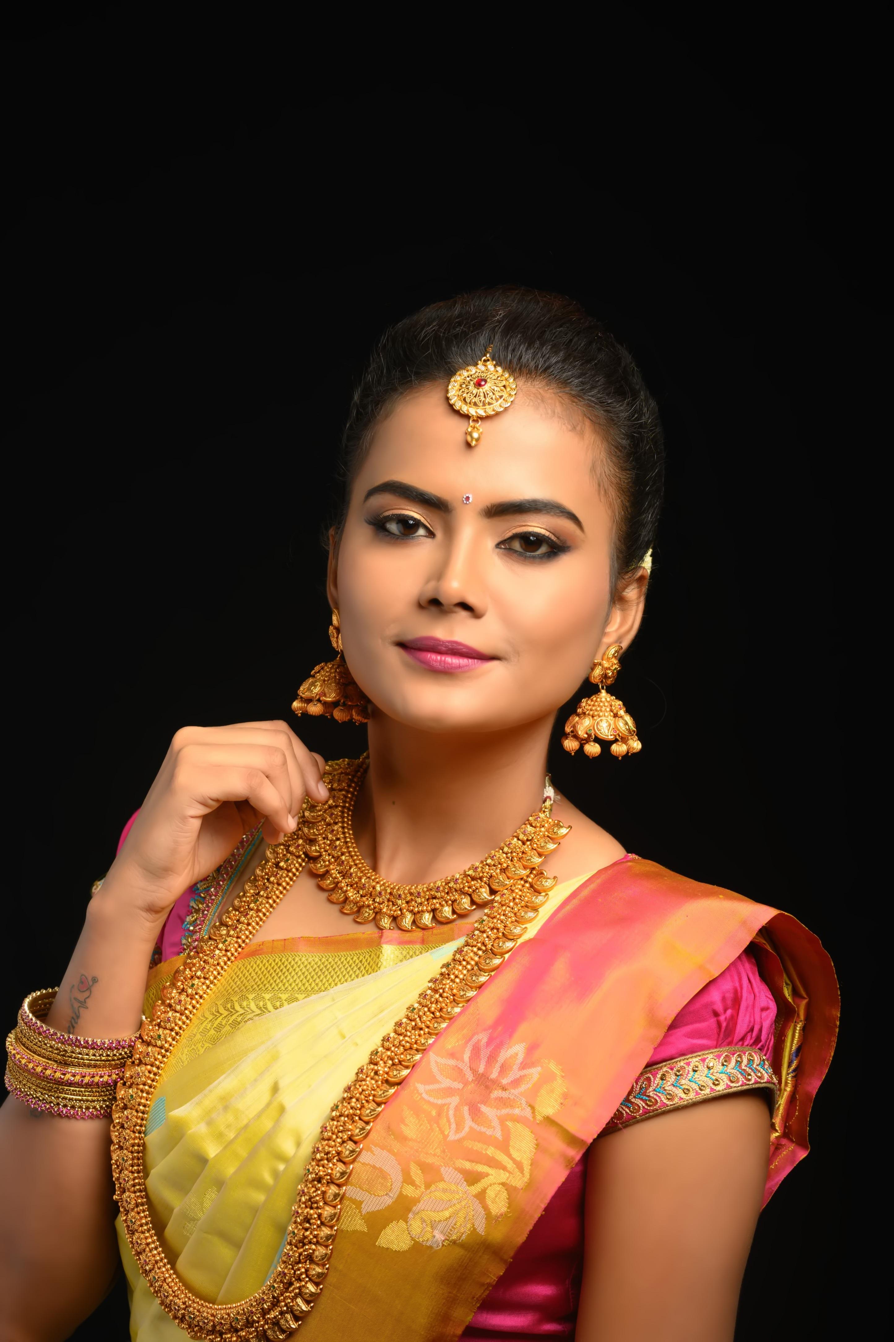 Marathi Girl Wallpapers - Top Free Marathi Girl Backgrounds ...