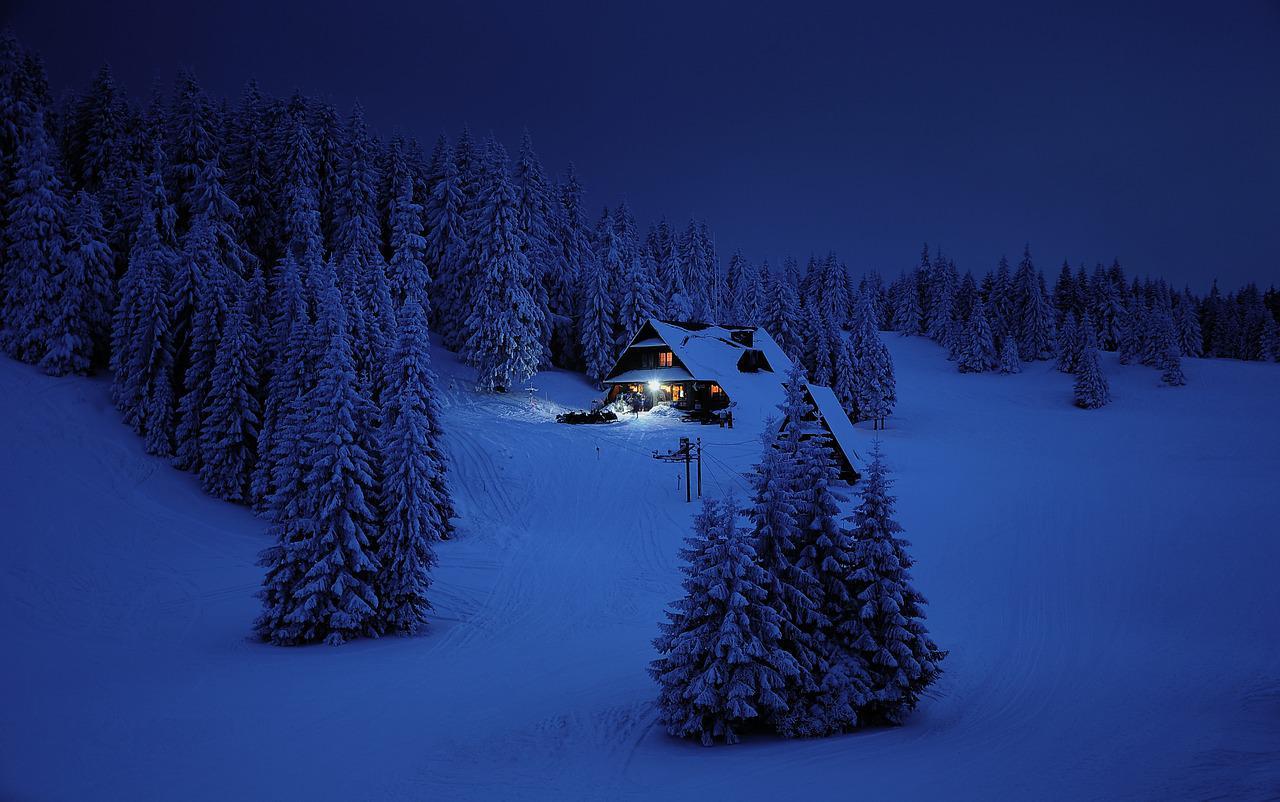 House in Snow Wallpapers - Top Free House in Snow Backgrounds ...