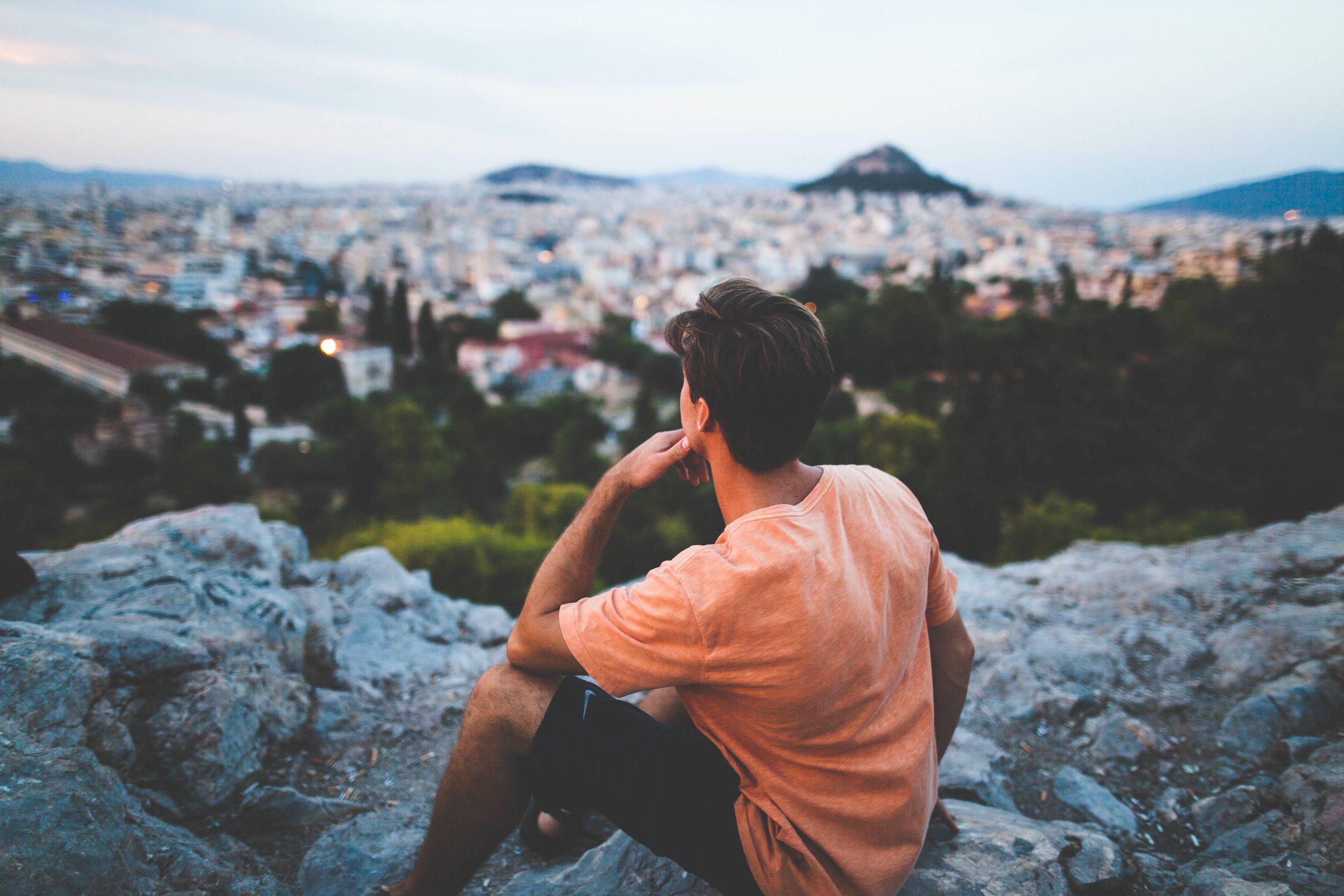 Travel Man Wallpapers - Top Free Travel Man Backgrounds - WallpaperAccess