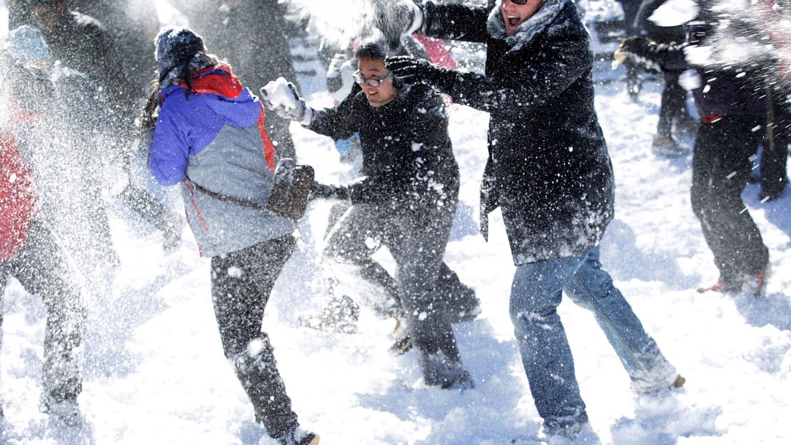 Snowball Fight Wallpapers - Top Free Snowball Fight Backgrounds ...