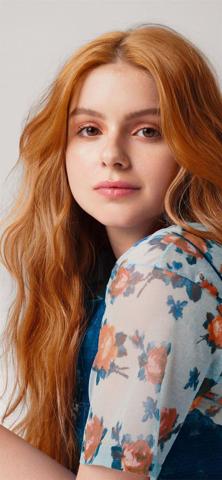 Modern Girl Wallpapers - Top Free Modern Girl Backgrounds - WallpaperAccess