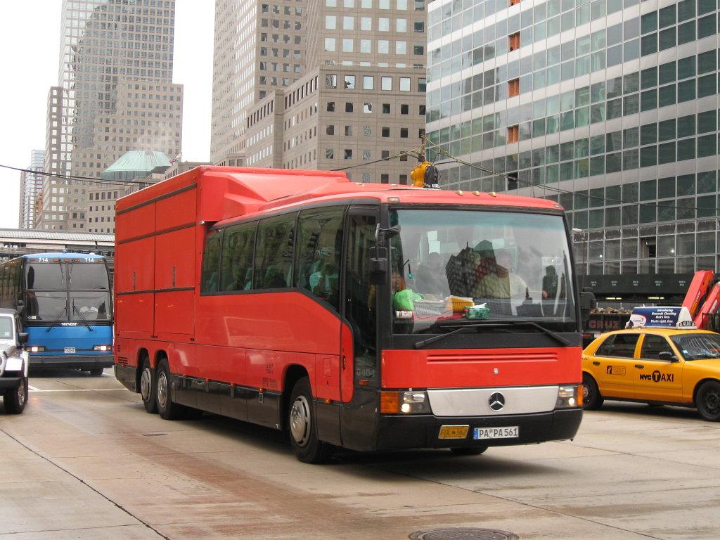 Mercedes Bus Wallpapers - Top Free Mercedes Bus Backgrounds ...