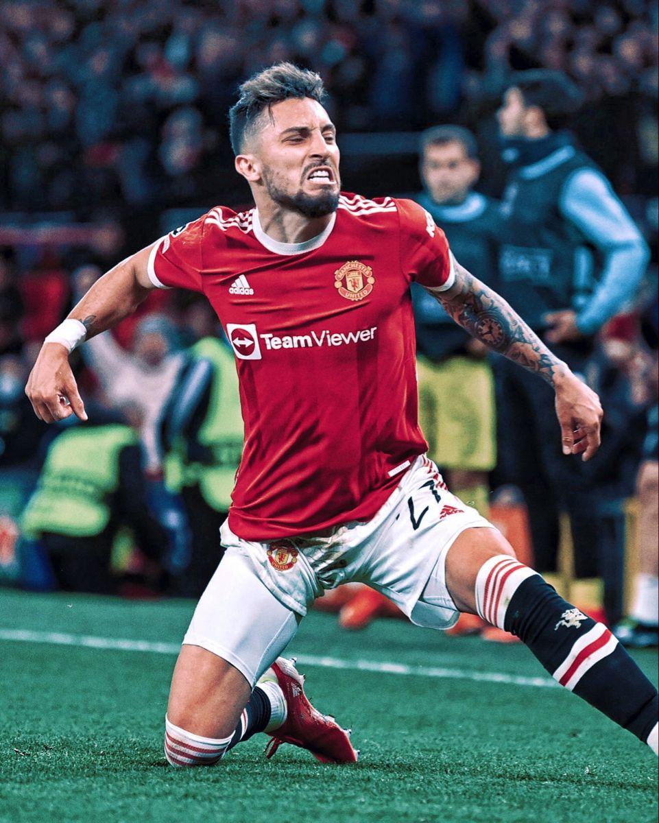 Alex Telles Wallpapers - Top Free Alex Telles Backgrounds - WallpaperAccess