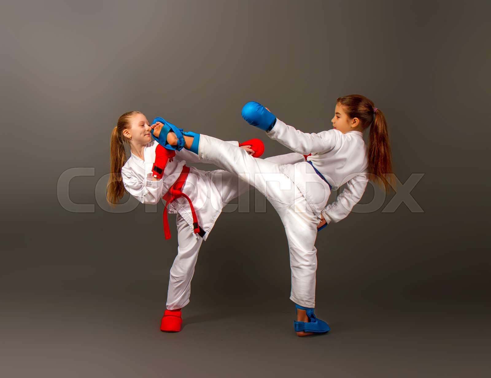 Girl Karate Wallpapers - Top Free Girl Karate Backgrounds - WallpaperAccess