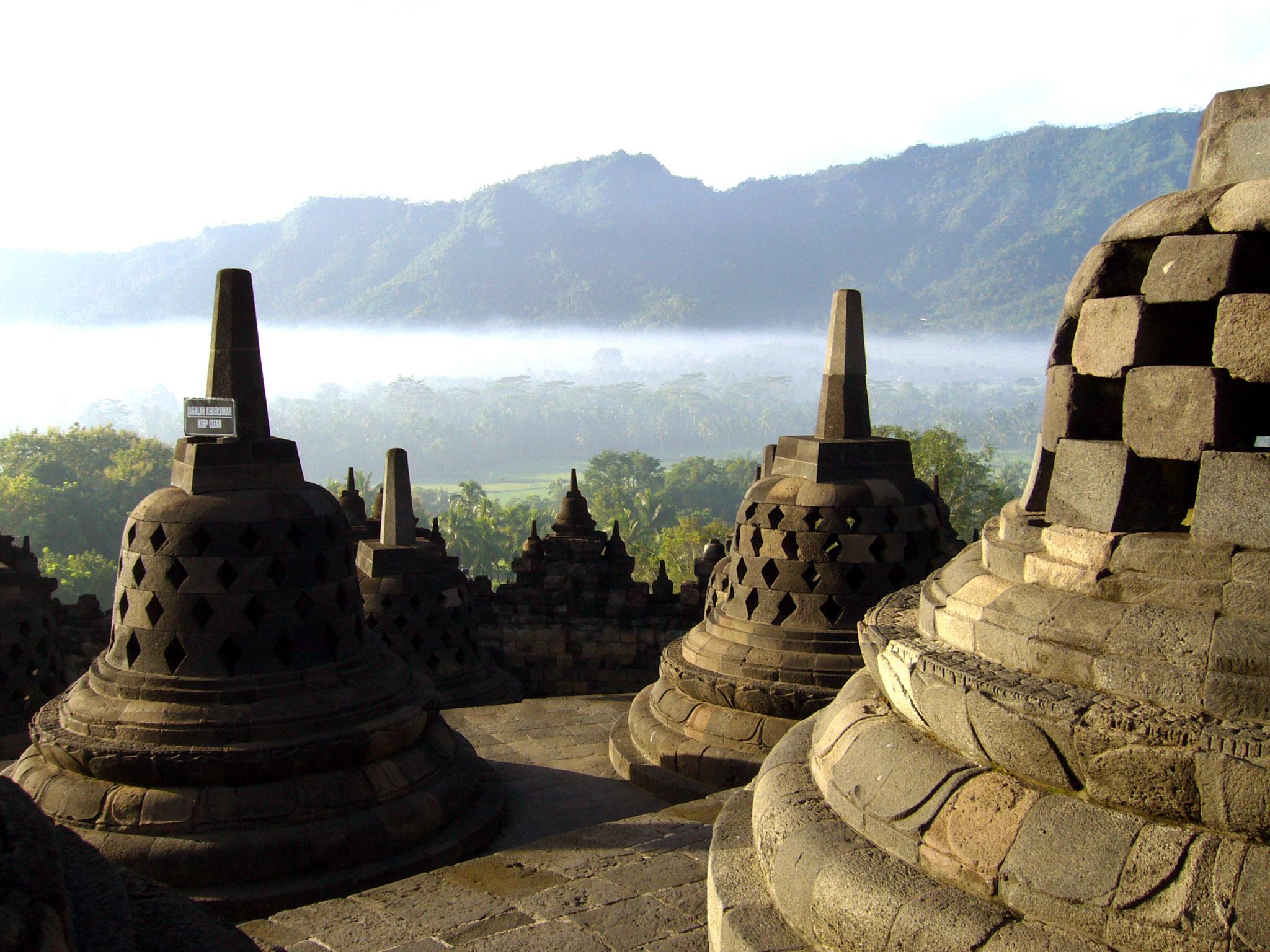 Borobudur Temple Wallpapers - Top Free Borobudur Temple Backgrounds ...
