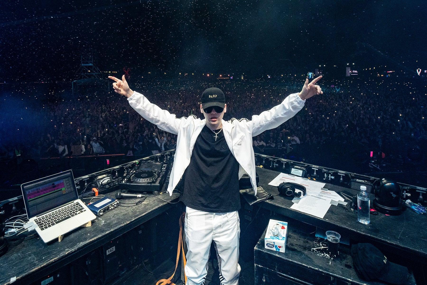 Bizarrap Wallpapers - Top Free Bizarrap Backgrounds - WallpaperAccess